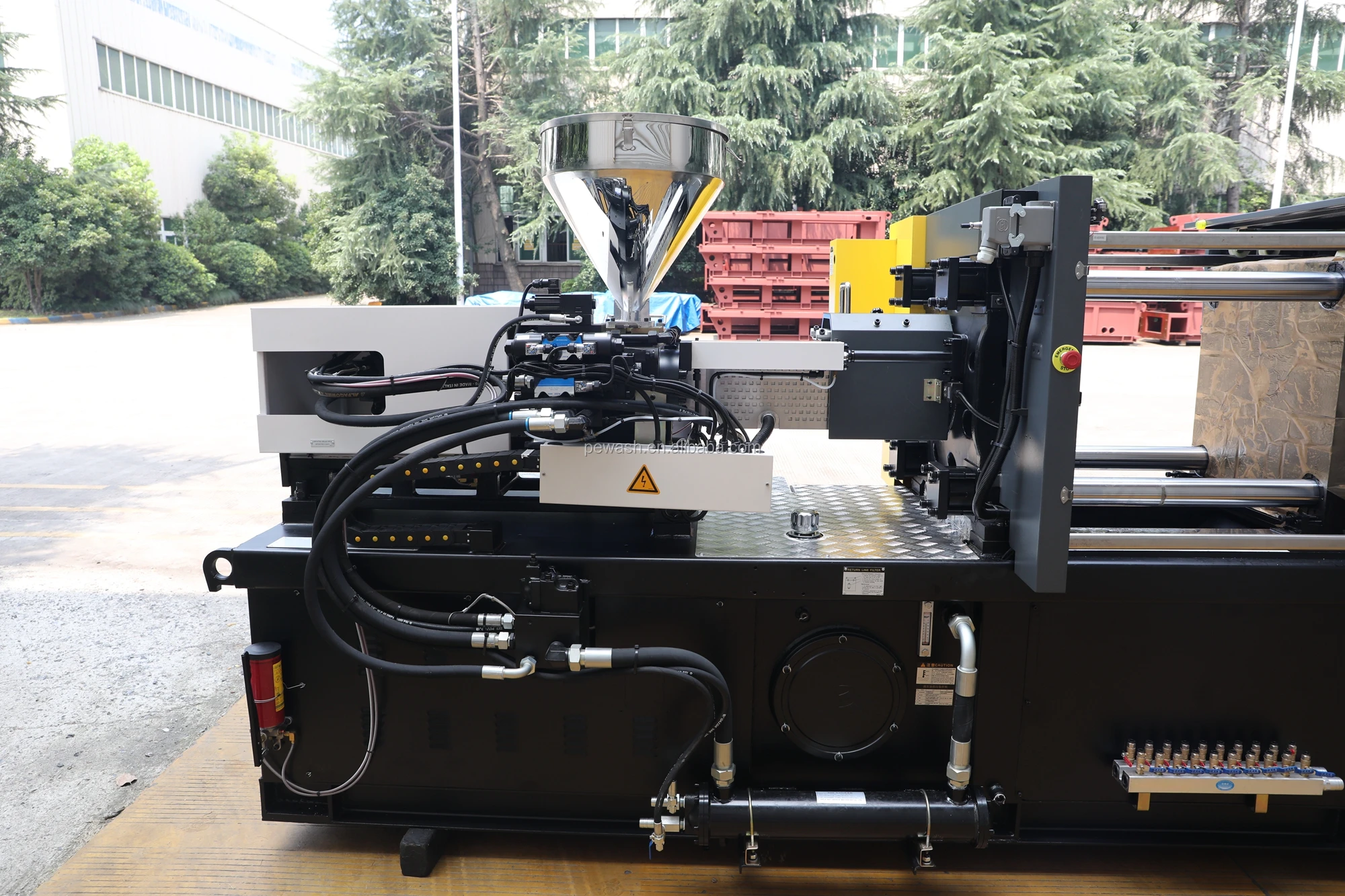 Borche Injection Molding Machines - Reliable Plastic Equipment
