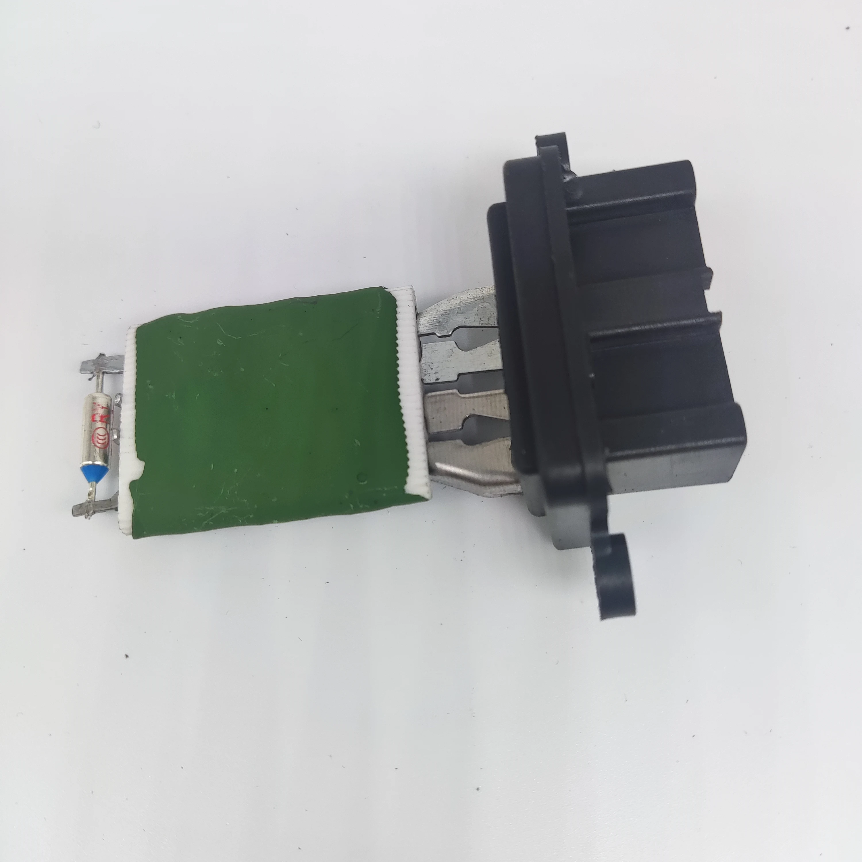 Auto Blower Regulator Resistor for Air Conditioning Systems