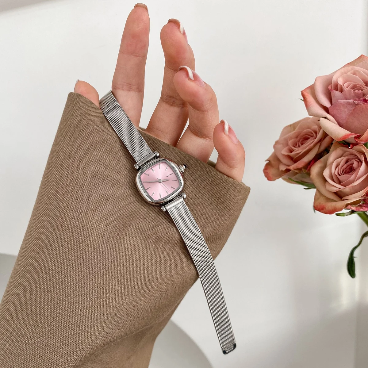 Elegant Formal Business Casual Quartz Watch for Women
