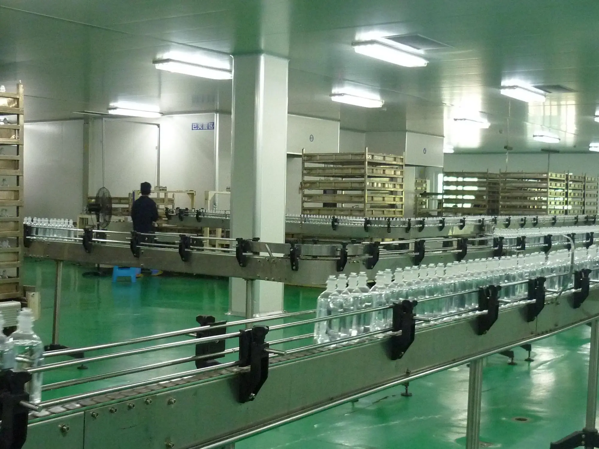 Plastic Table Top Chain Conveyor For Bottle Conveyor Systems - Buy High ...