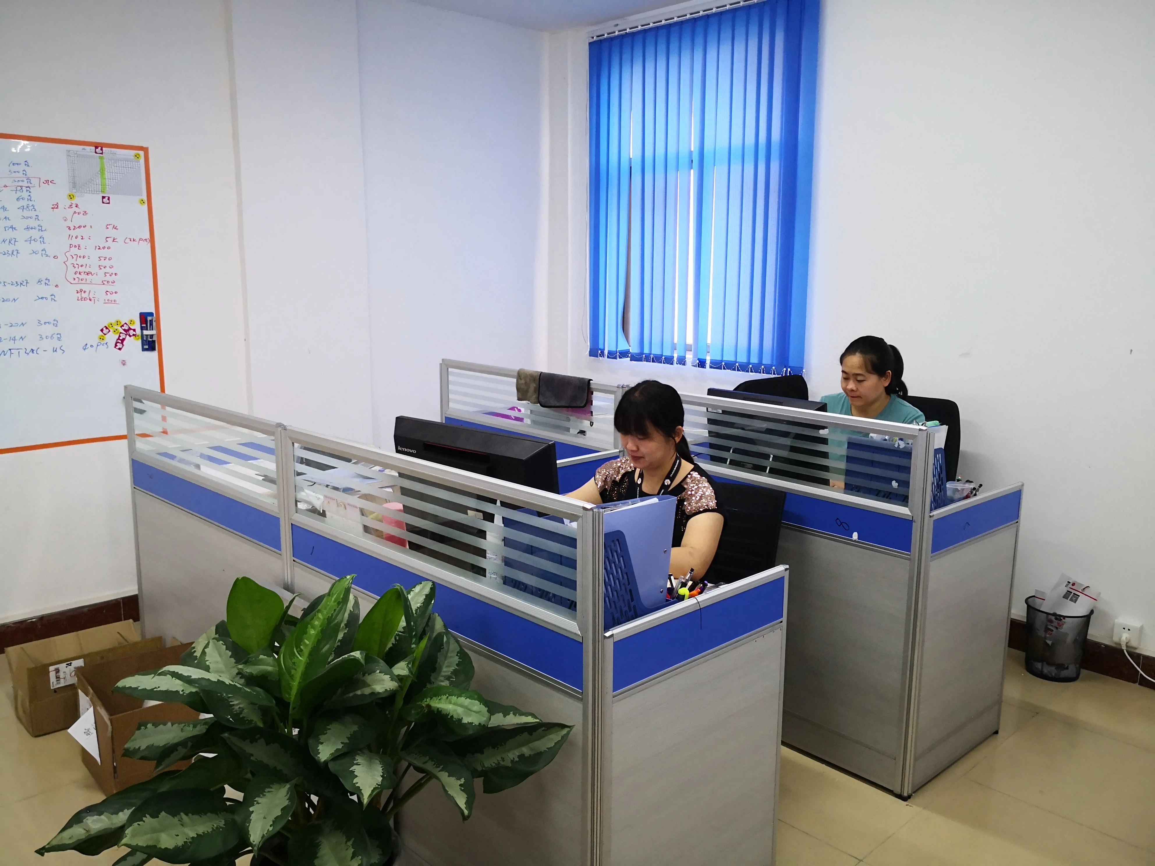 50Km Long Range Antenna with 23dBi Gain for PTP/PTMP Wireless Bridge ...