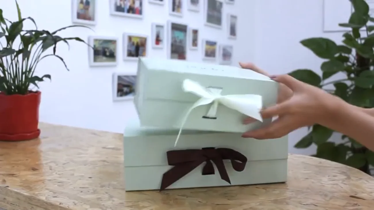 Custom High End Luxury Cajas De Carton Personalizadas Foldable Ribbon ...