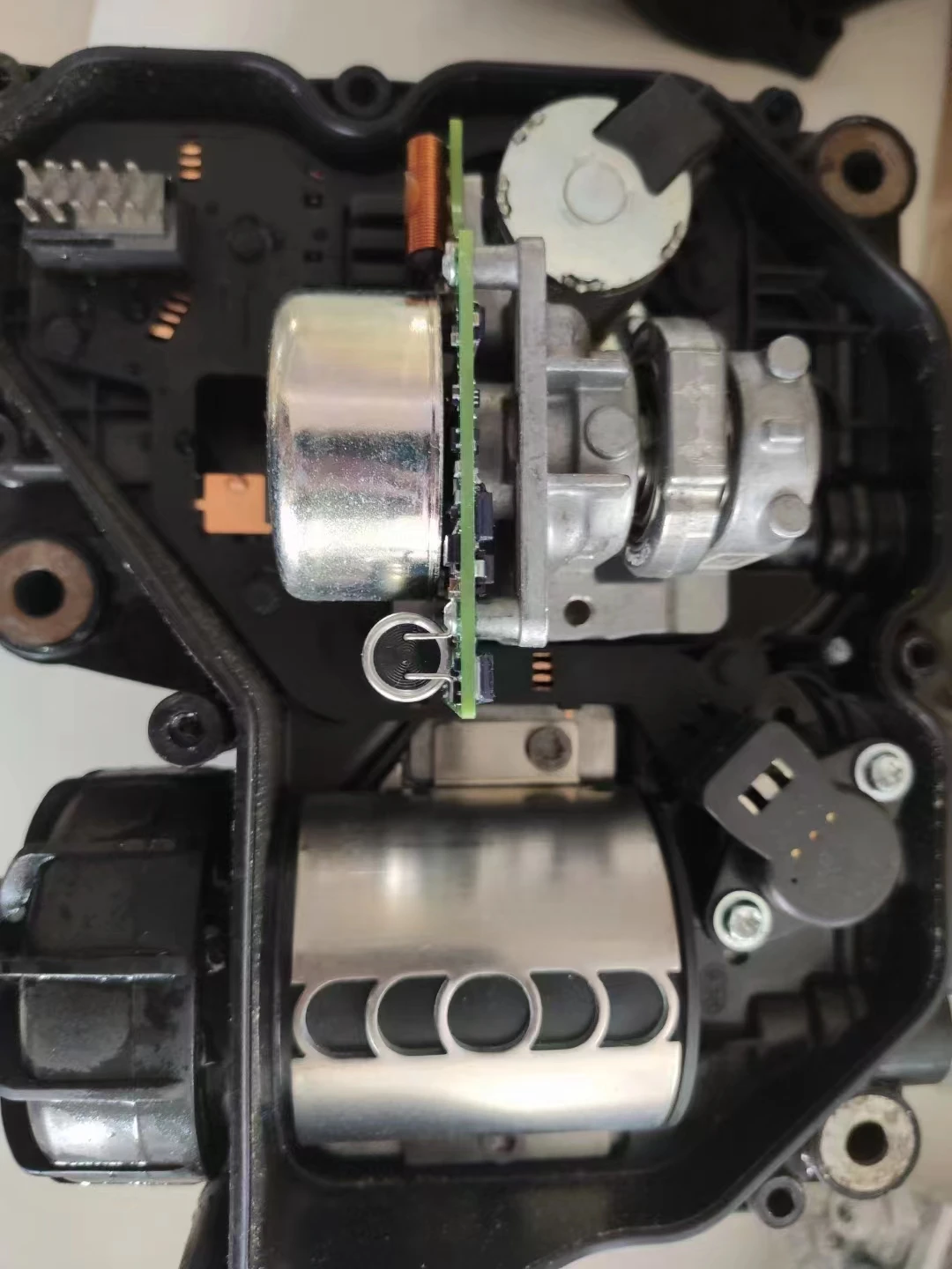 2.2 Water Cooling Pump of Urea Pump for Hino Volvo Mercedes