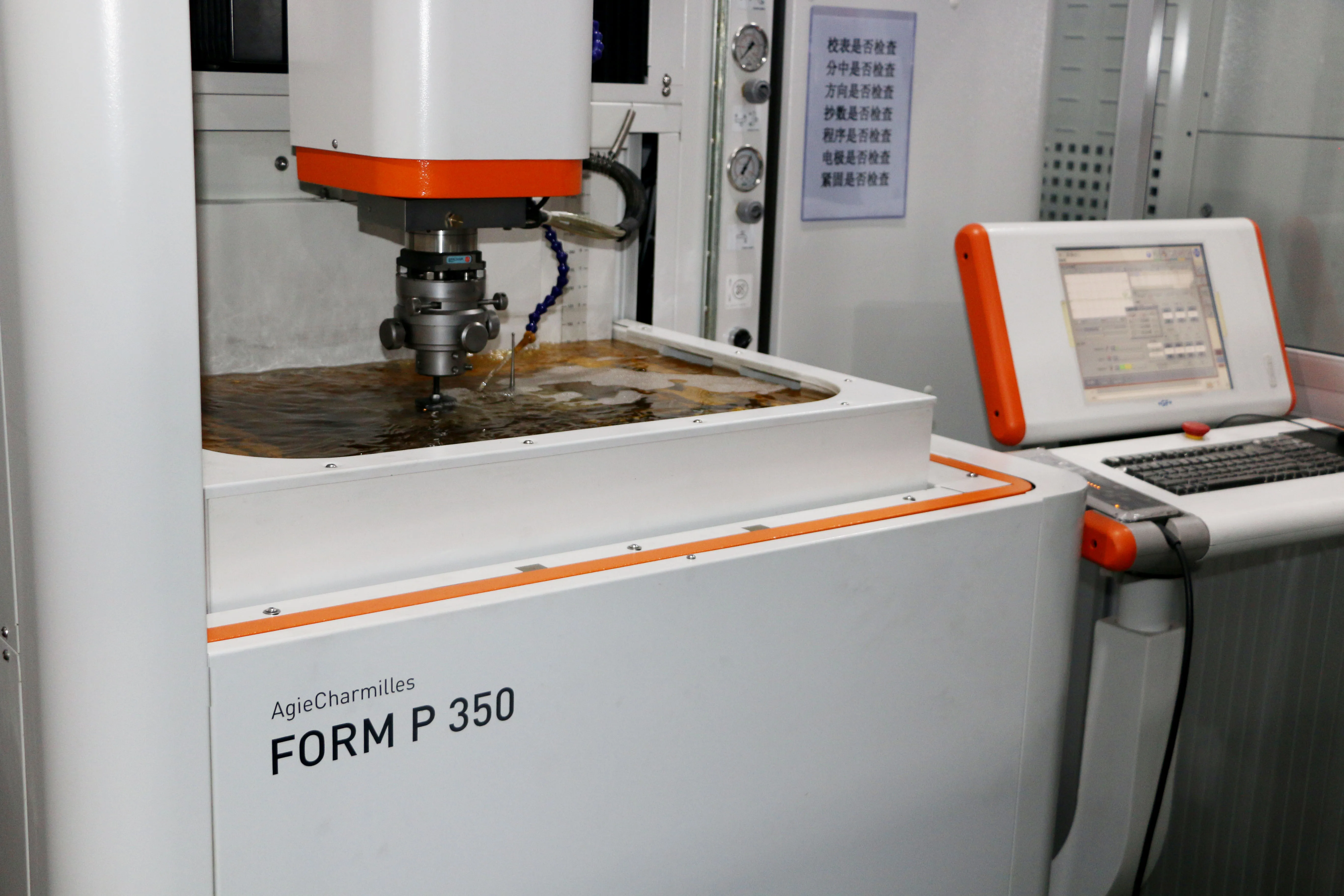 Cnc Milling Machine 5 Axis Cnc Machining Center Mold Core Achteck ...