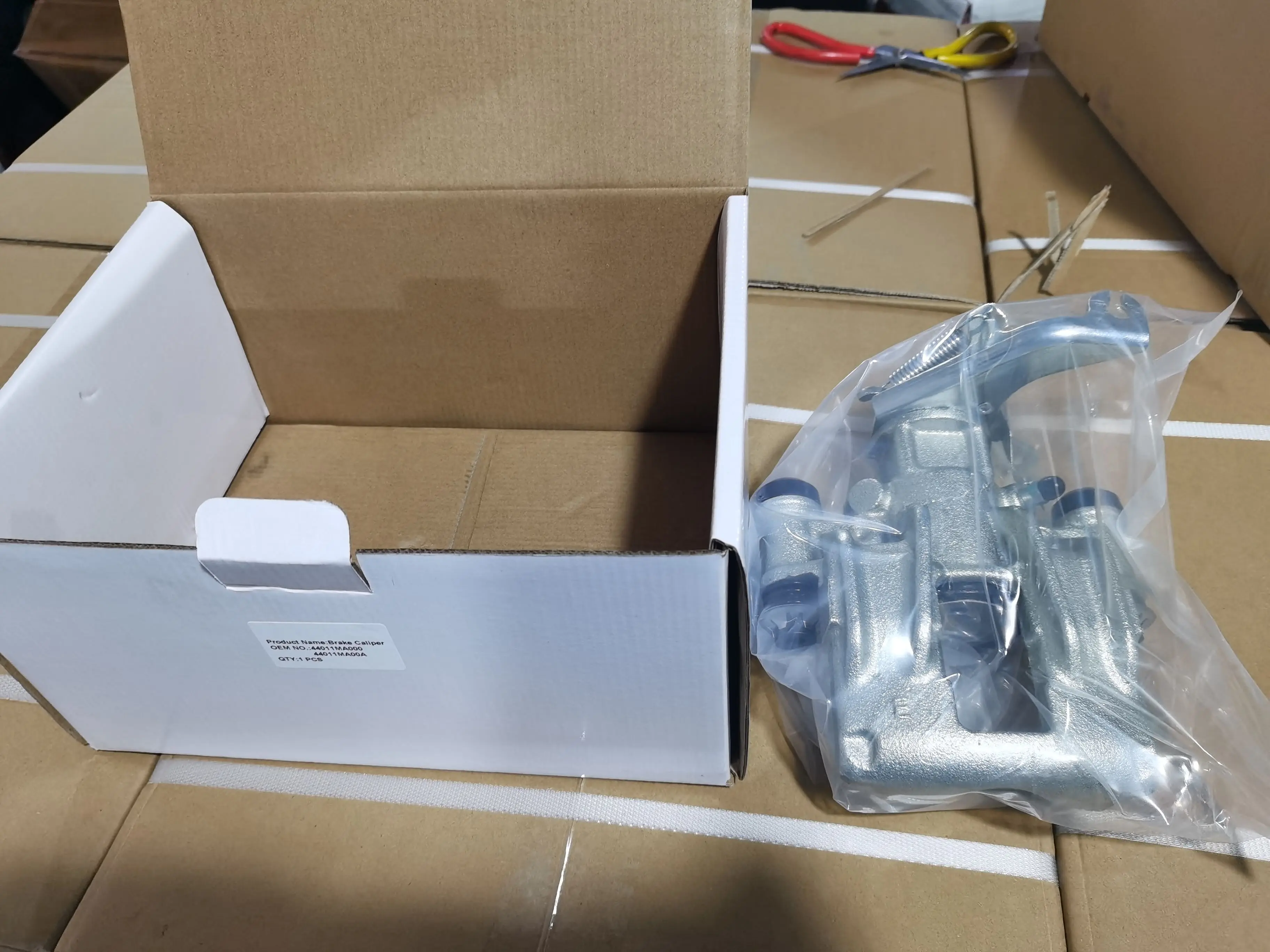 42534117 for Iveco Eurocargo 80 85 95 Brake Caliper - High Performance