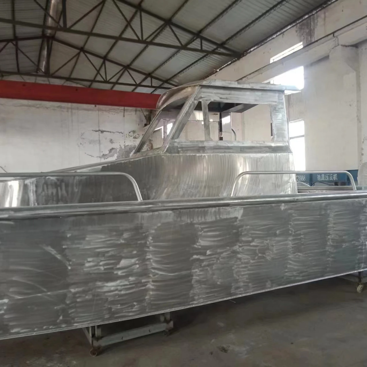 Customized Aluminum Hulls - Durable and Versatile Solutions