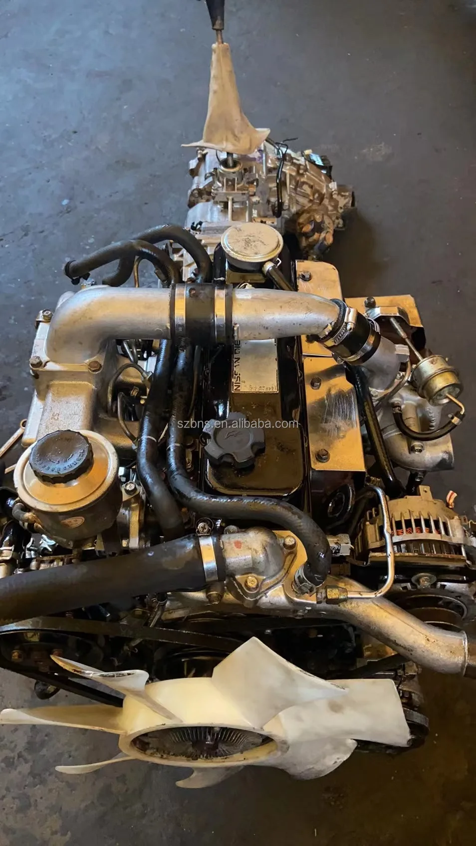 Used Minibus Pickup Truck Qd32t Engine Mechanical Fuel Pump Qd32 Diesel ...