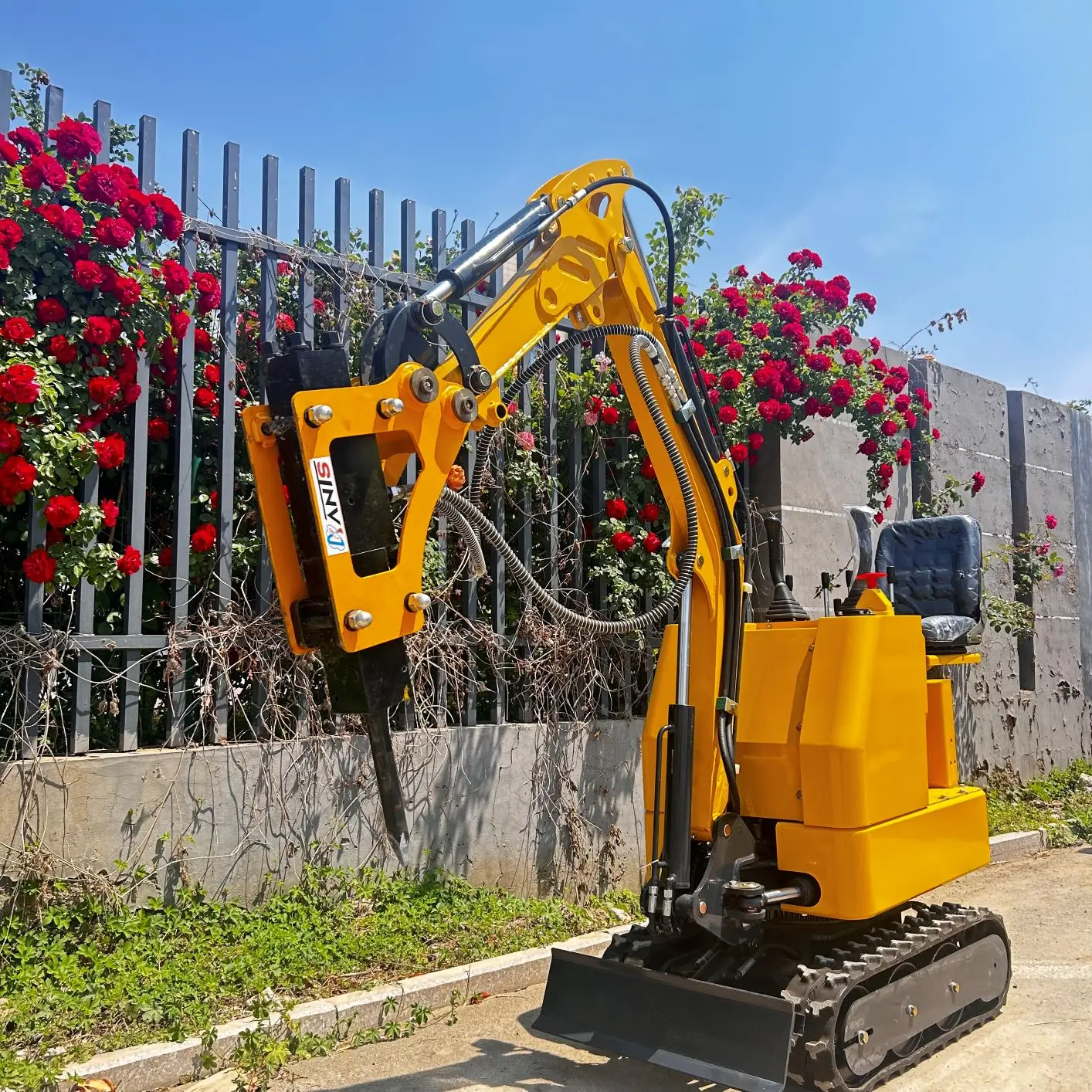 Automated Remote-controlled Excavators Help Modernize Agriculture with ...