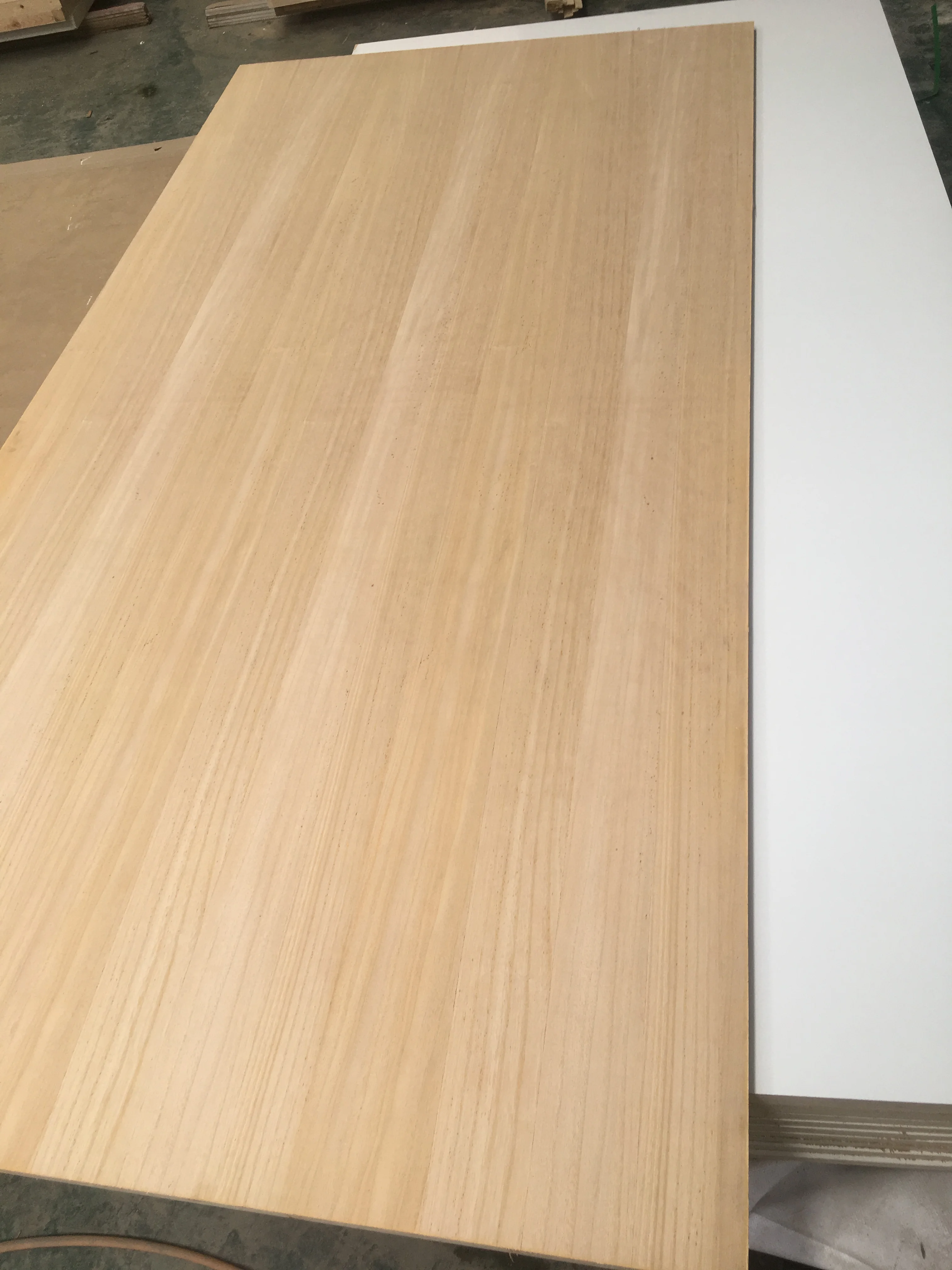 Paulownia Wood Plywood 1220x2440x18mm - Buy Paulownia Plywood,Paulownia ...