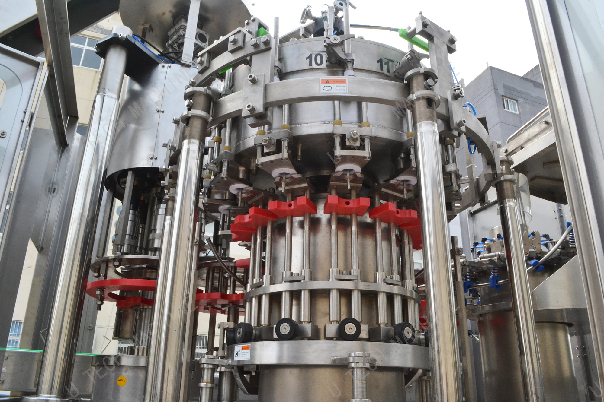 2500 Bph Fully Automatic Co2 Carbonated Soft Drink Juice Filling ...