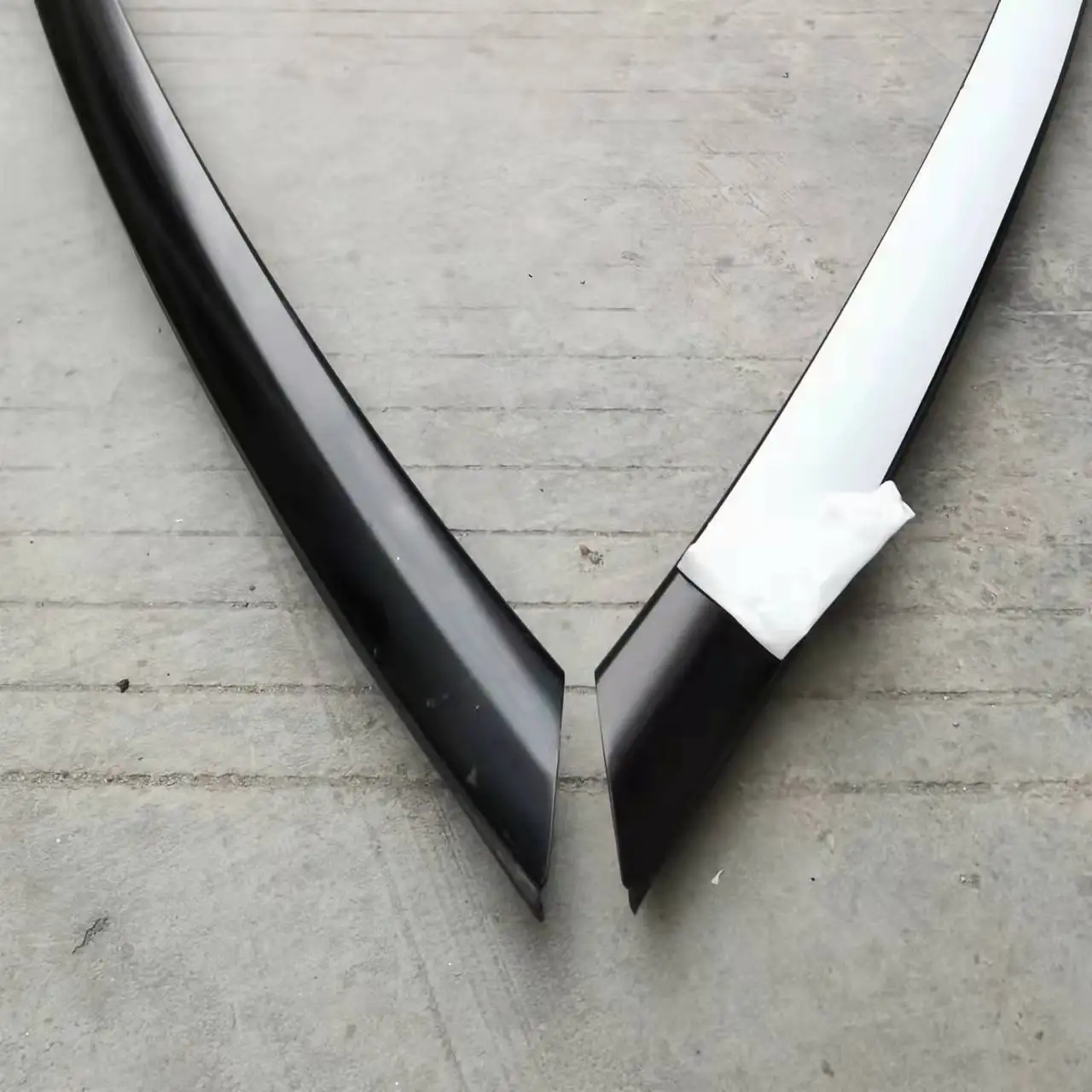 2021特斯拉y型车顶饰板1495730-00-C 1495731-00-C原装零件| Alibaba.com