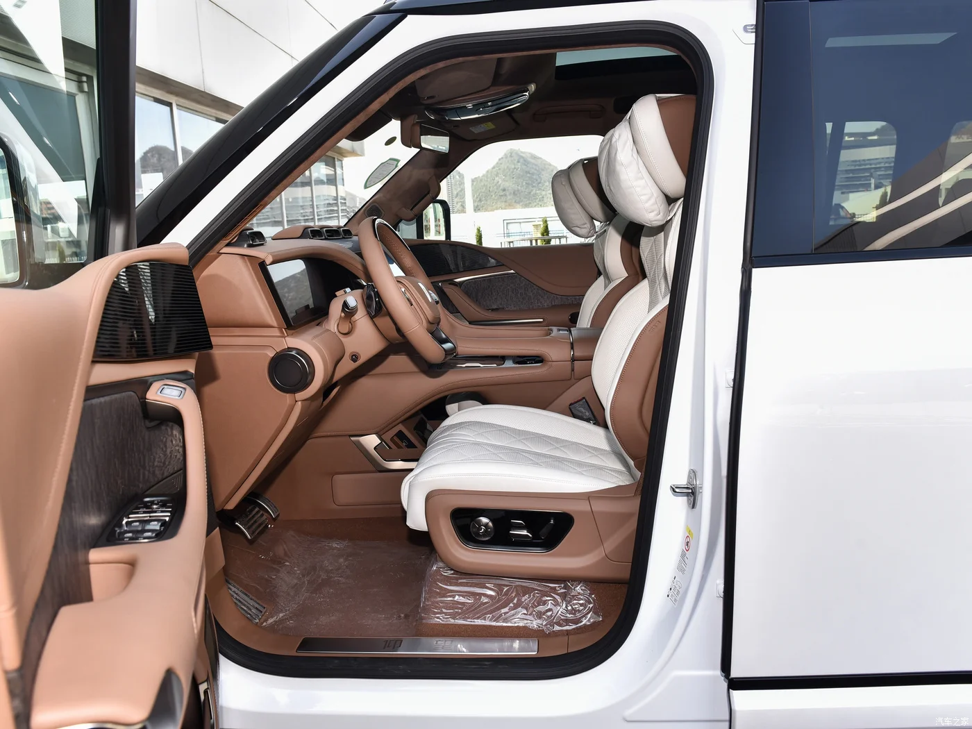 Depósito 2024 Byd Yangwang U 8 Anfibio Overlord Híbrido De Lujo Suv ...