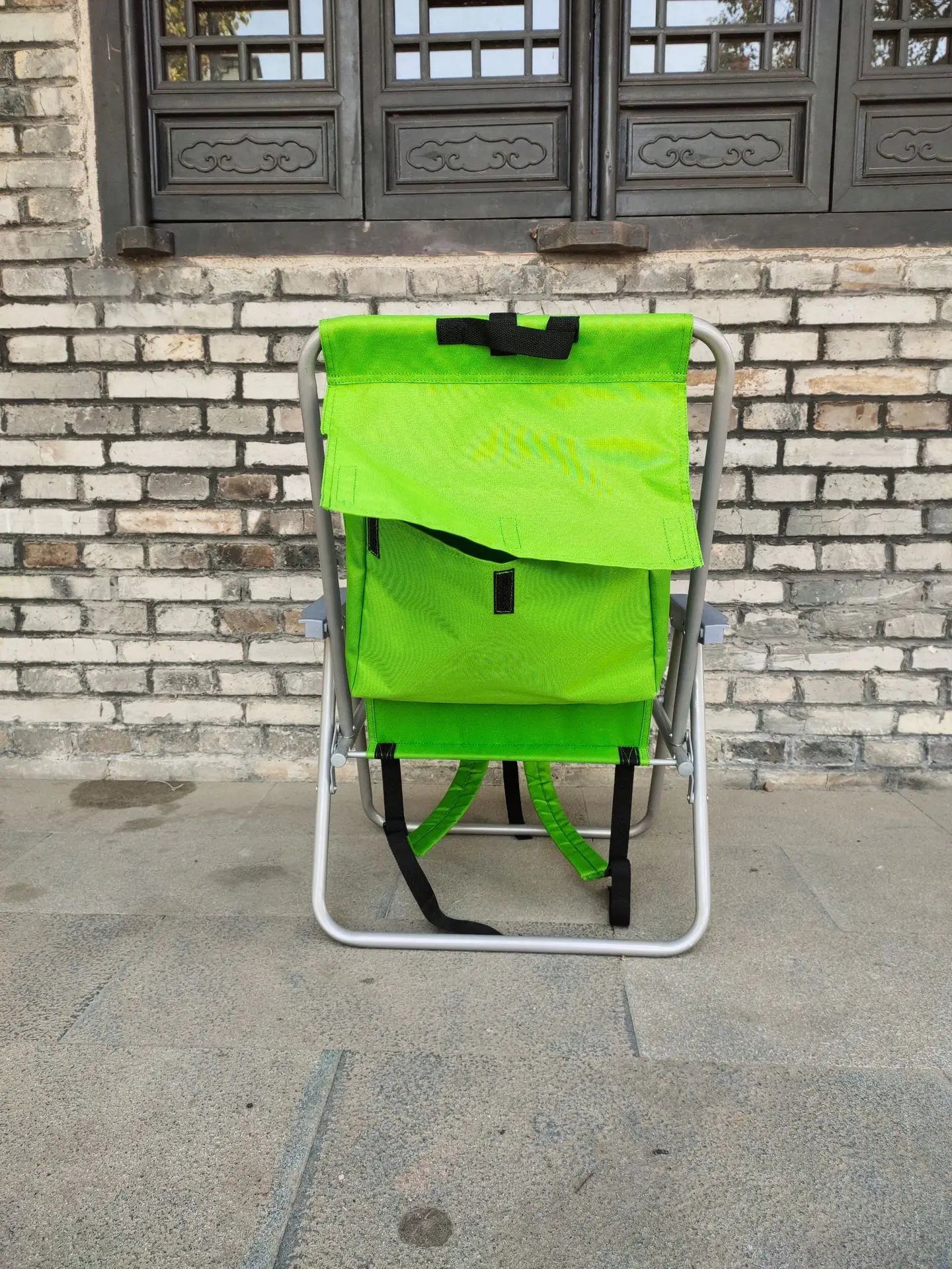 Portable Seat Lean to Stool - Lightweight and Adjustable