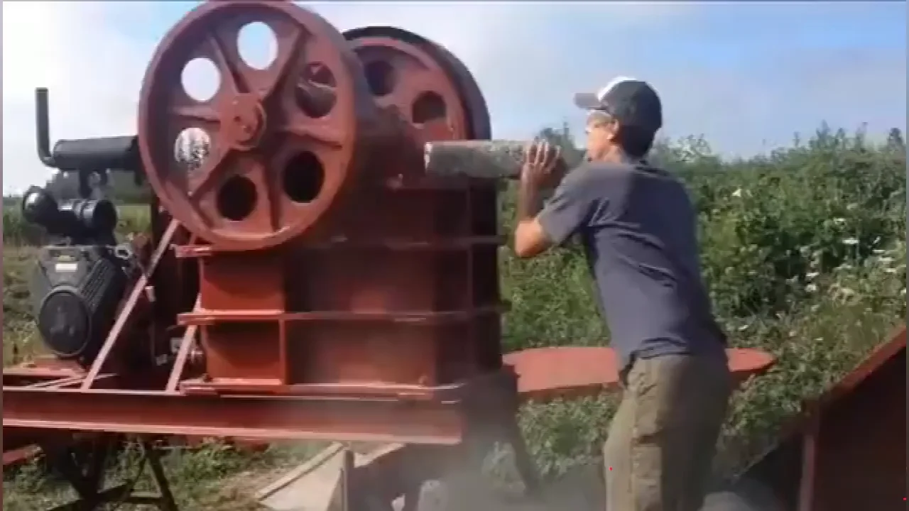 Jaw Crusher Double Toggle Blake Type Diesel Engine Powered Dahua ...