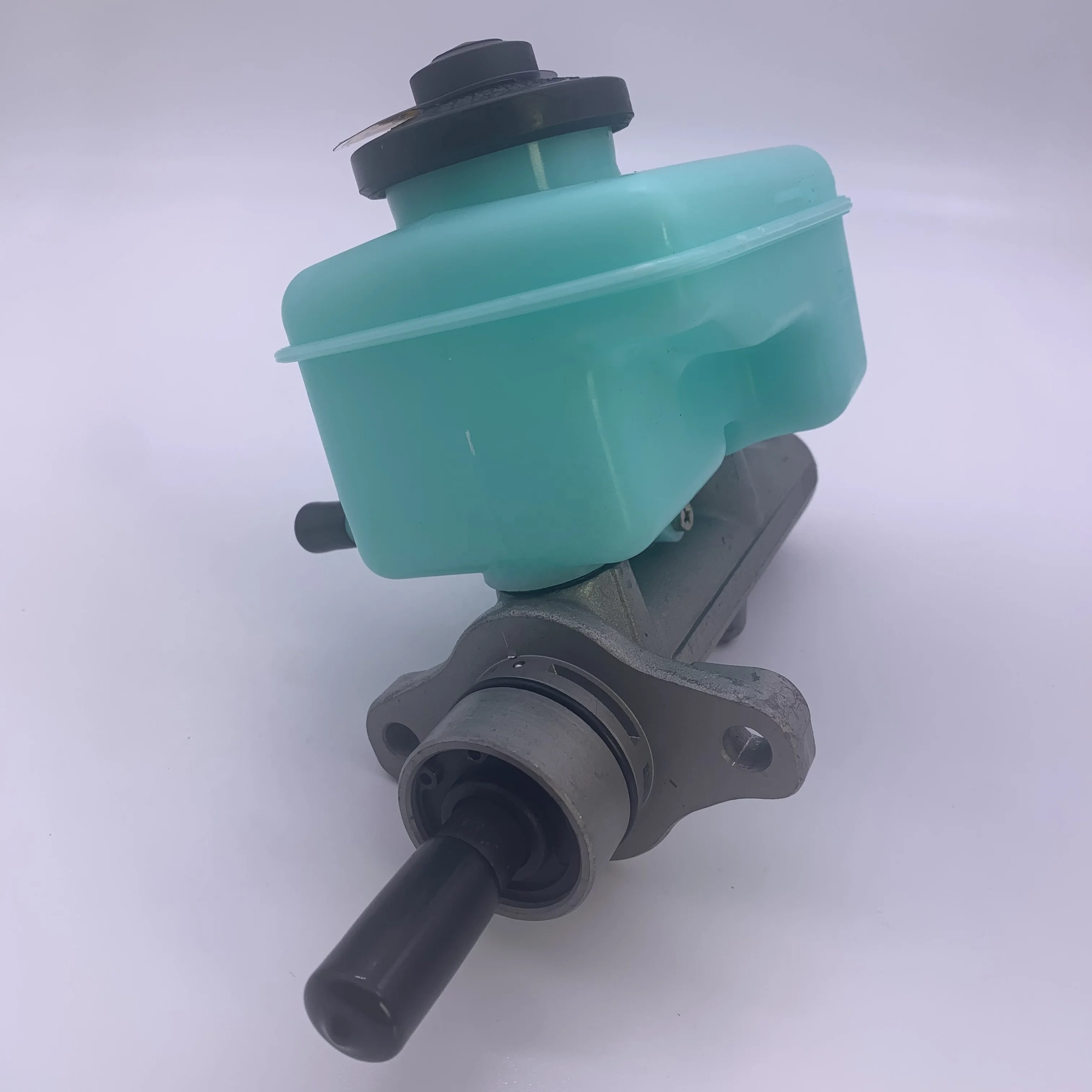 Auto Parts Brake Master Cylinder 47201-60a40 For Land Cruiser 01/2007 ...