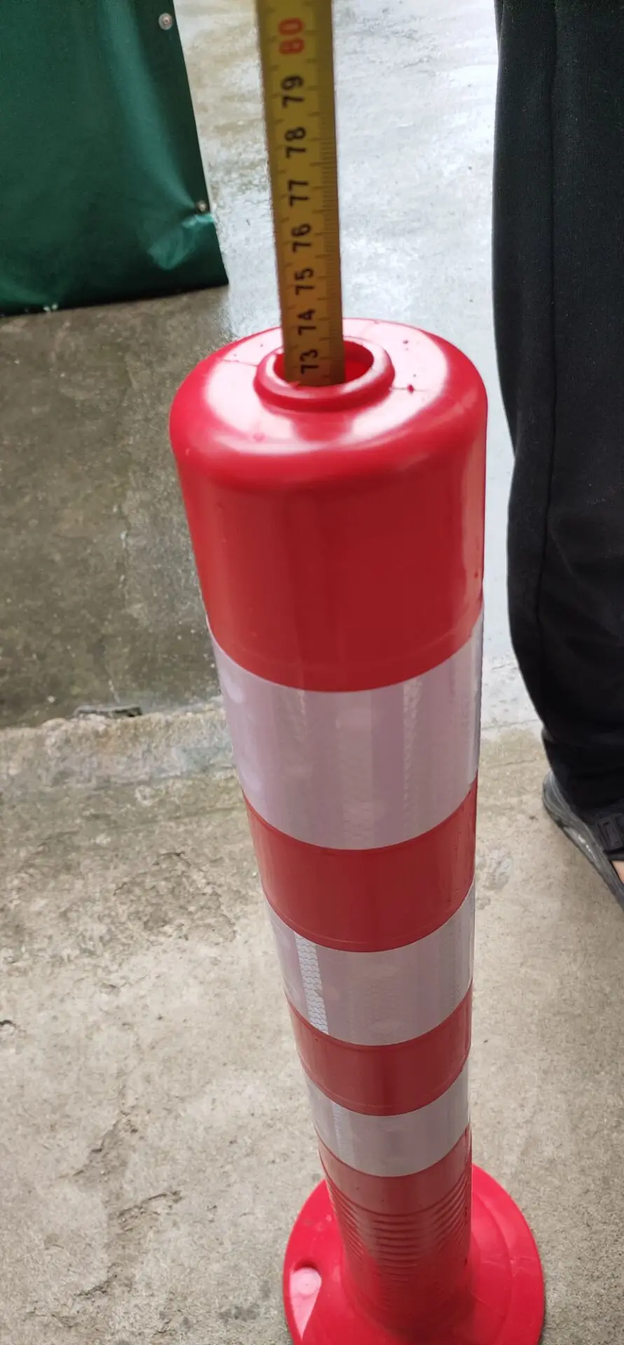 Cheap Price Plastic Warning Column 75CM Warning Post Traffic Delineator ...