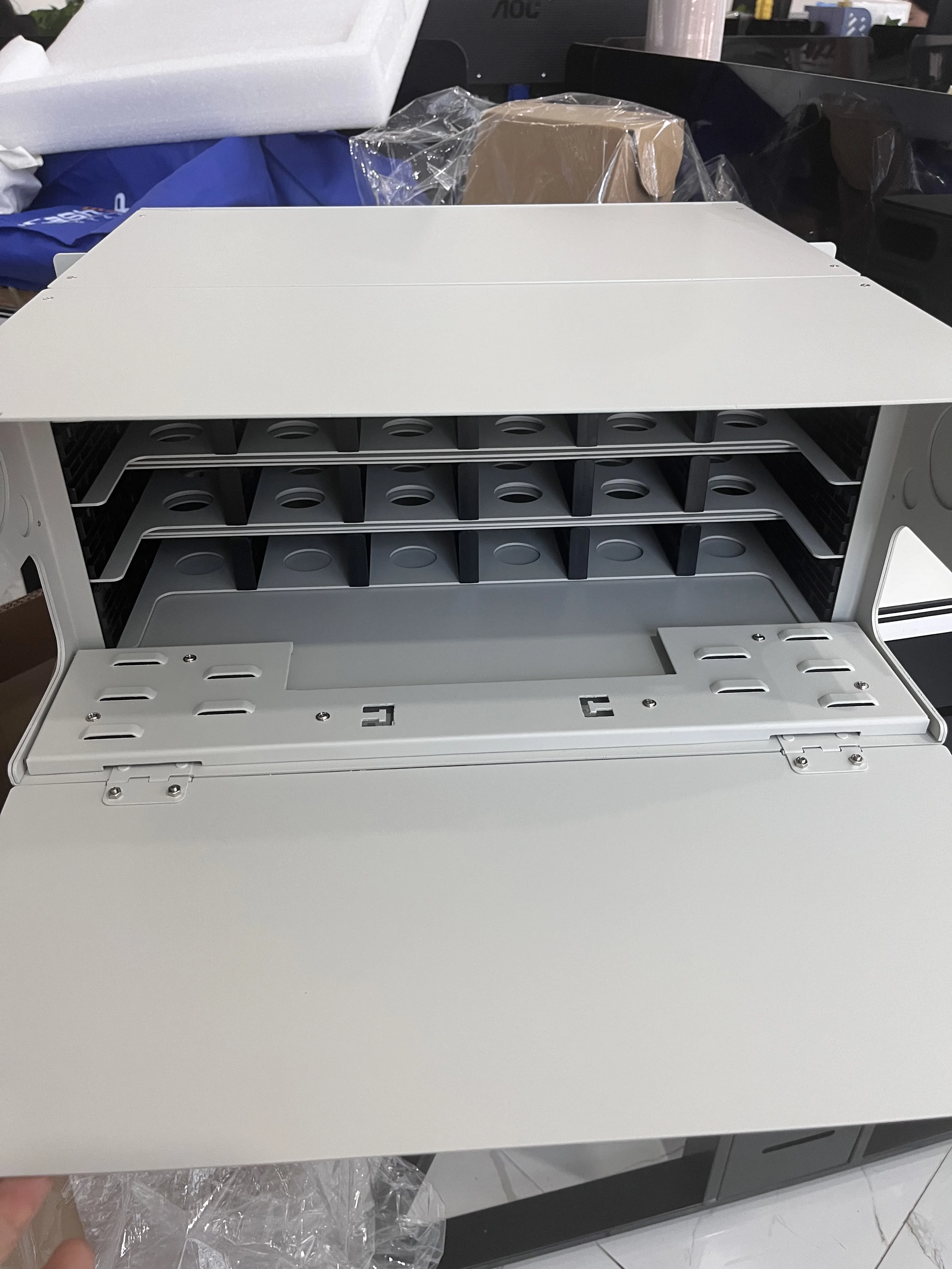 4u 576 Fibers Mtp Mpo Lc Cassettes High Density Fiber Optic Patch Panel ...