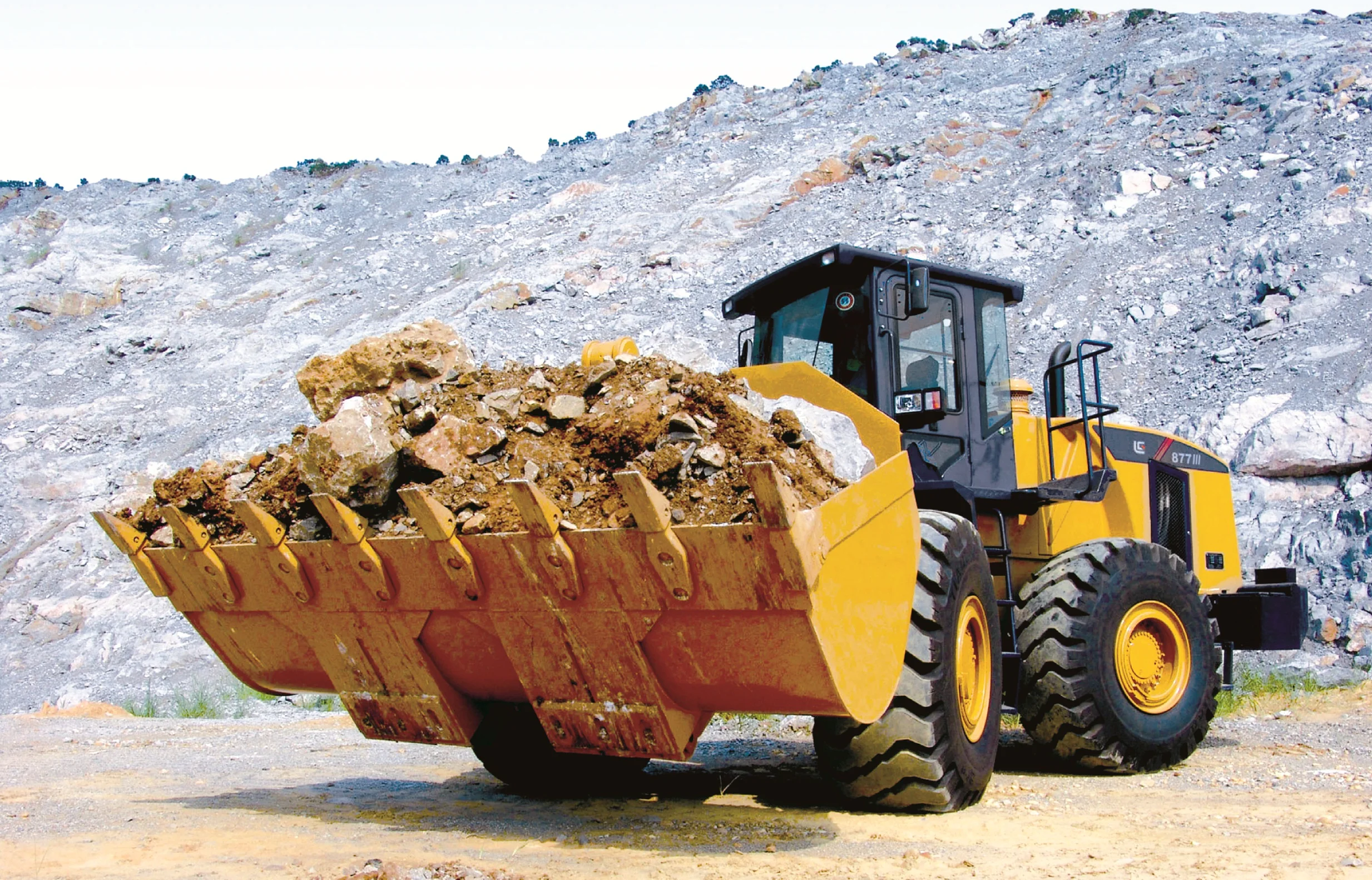 YASSIAN Loader Cutting Edge - Durable & Efficient Blades