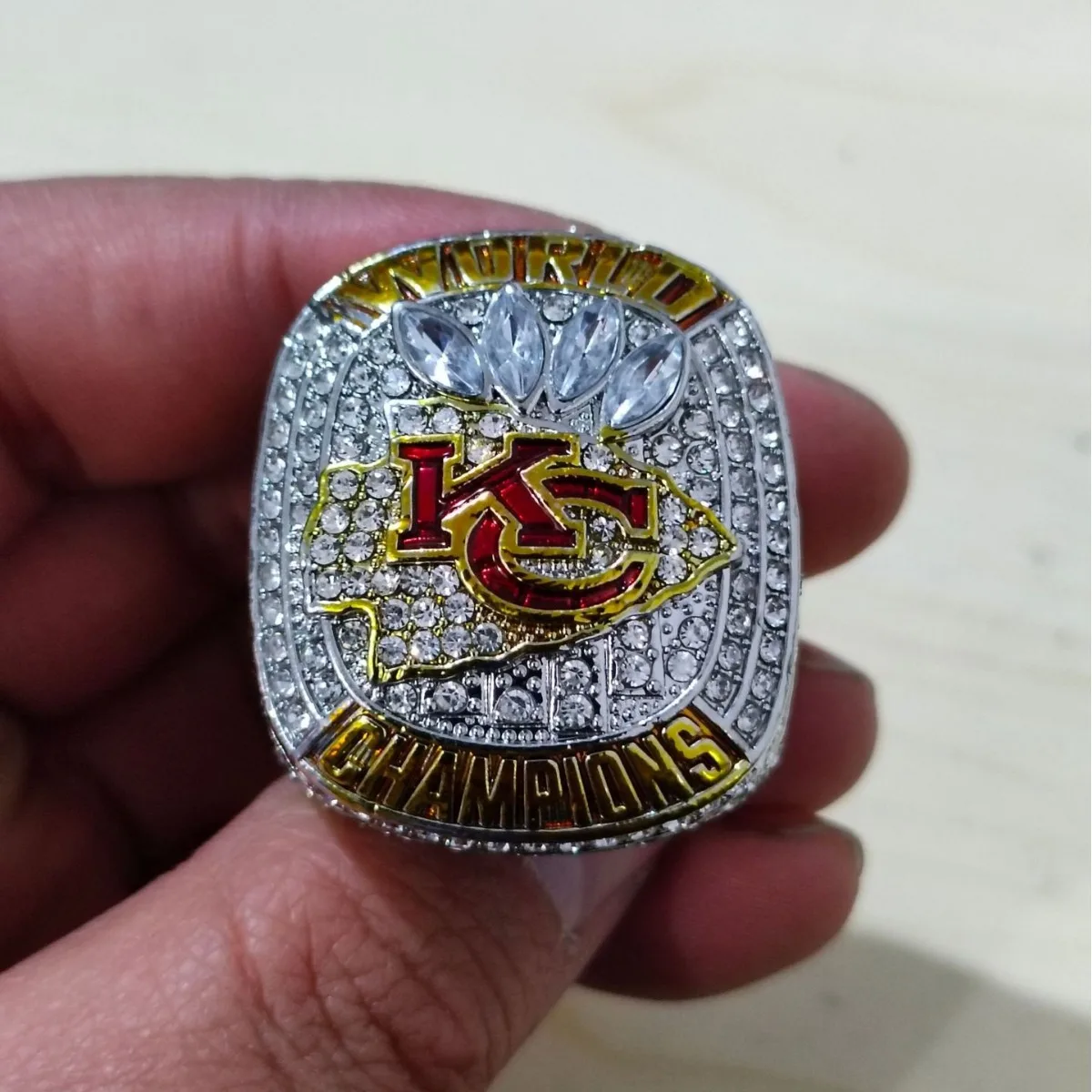 2023-2024 NFL Champions KC Ring - High Quality Rhinestone Design