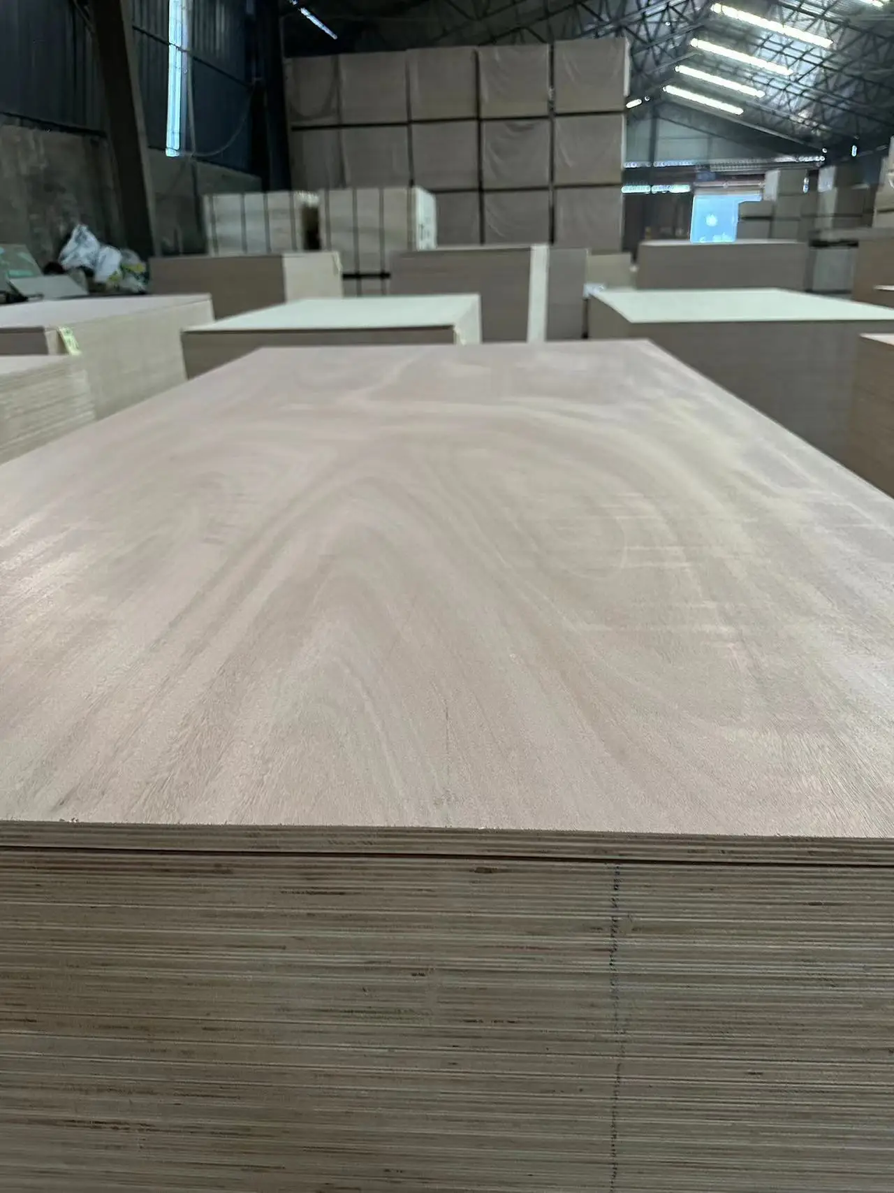 High Quality1220mm*2440mm Wood Grain Laminated Block Boards Natural Veneer Block Board 18mm ...