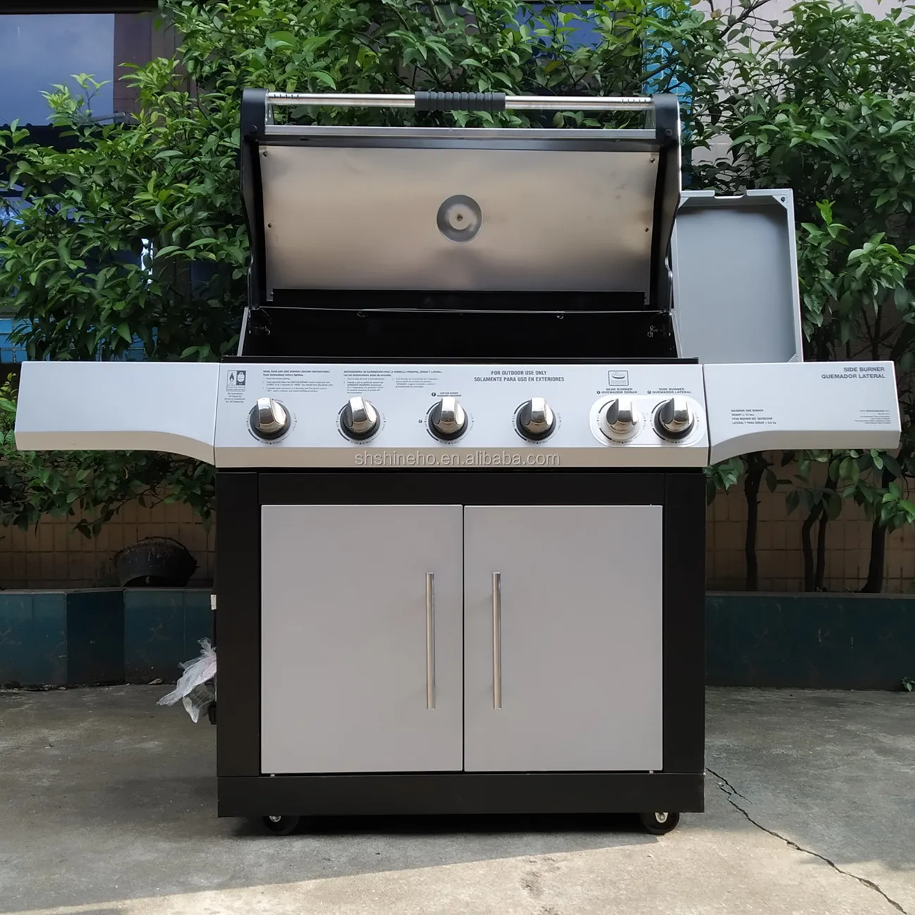 Shineho Outdoor Gas BBQ Grill - Durable & Adjustable Design