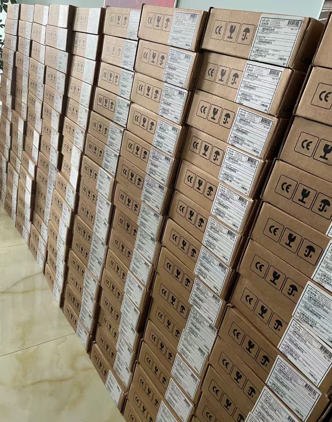 New Original Ciscos Cata Lyst 9200L Series Switches 24-port PoE+, 4 X ...