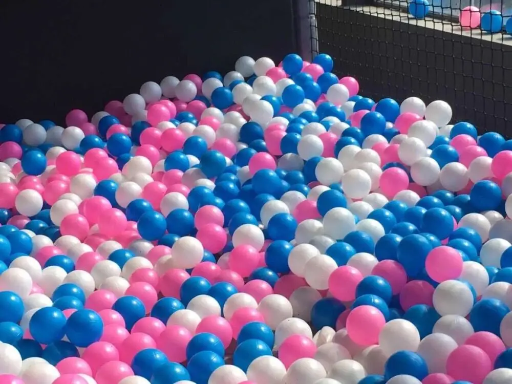 Wholesale White Plastic Ball clear Transparent White Plastic Commercial ...