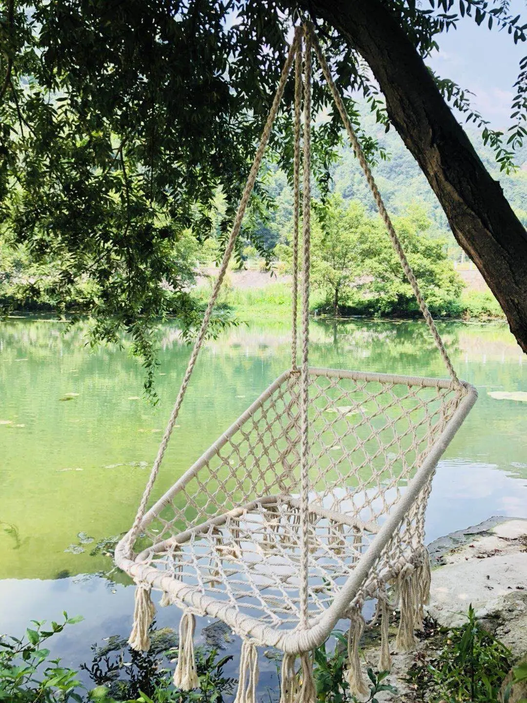 Macrame Hanging Chair With Cotton Ropes And Metal Frame Indoor/outdoor ...