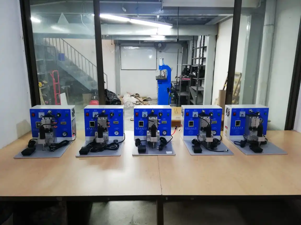 Ultrasonic Fabric Welding Machine - High Safety & Efficiency