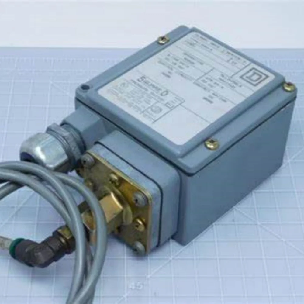 New Original Schneider-electric Pressure Switch 9012g 9012gaw25q4 ...