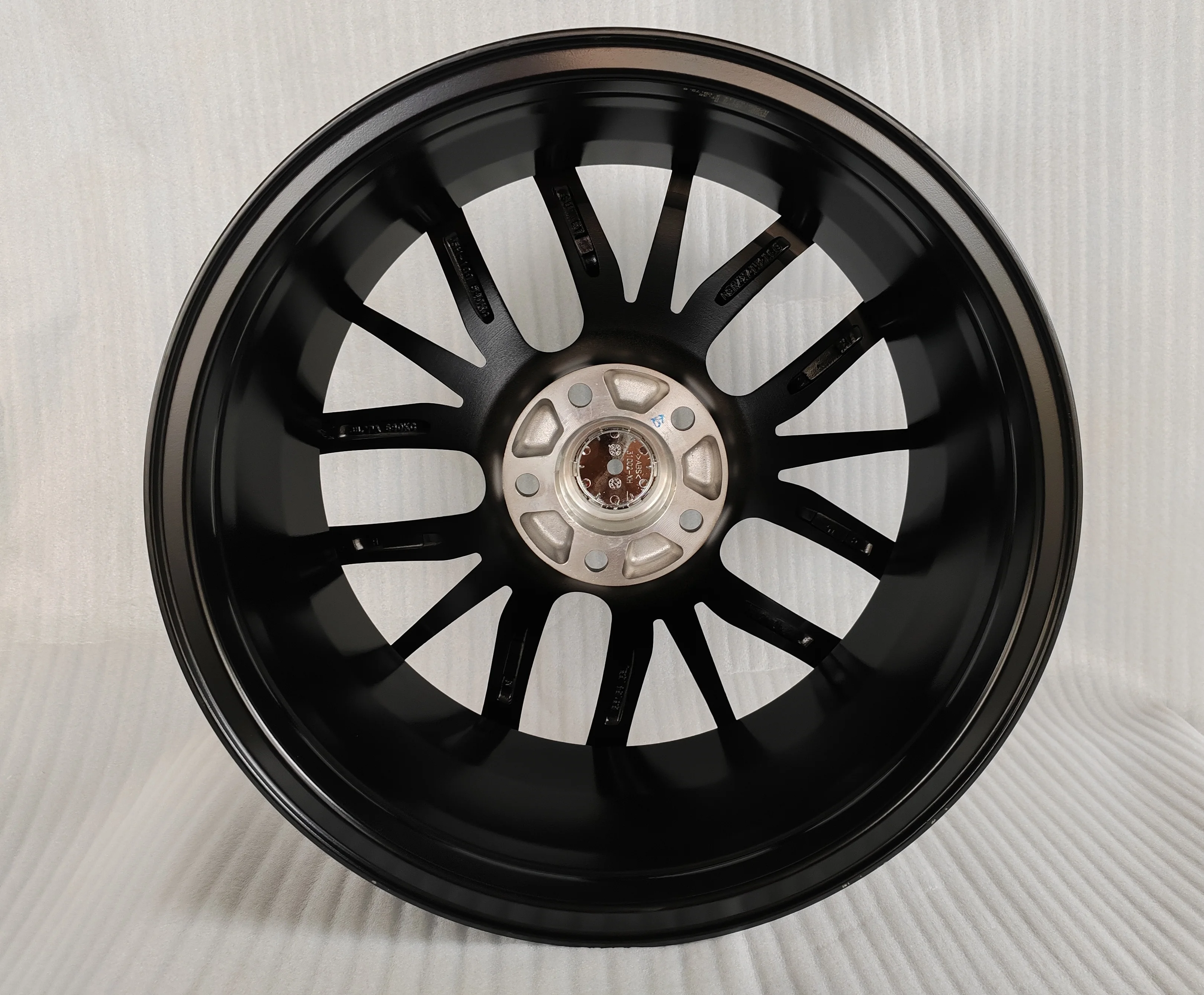 Casting Passenger Car Wheel Rims Aluminum Alloy14 15 16 17 18 19 20 21 ...