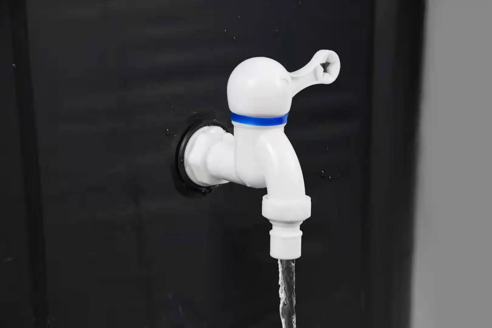 200-liter Pvc Rainwater Barrel With Collapsible Garden Hose Portable ...