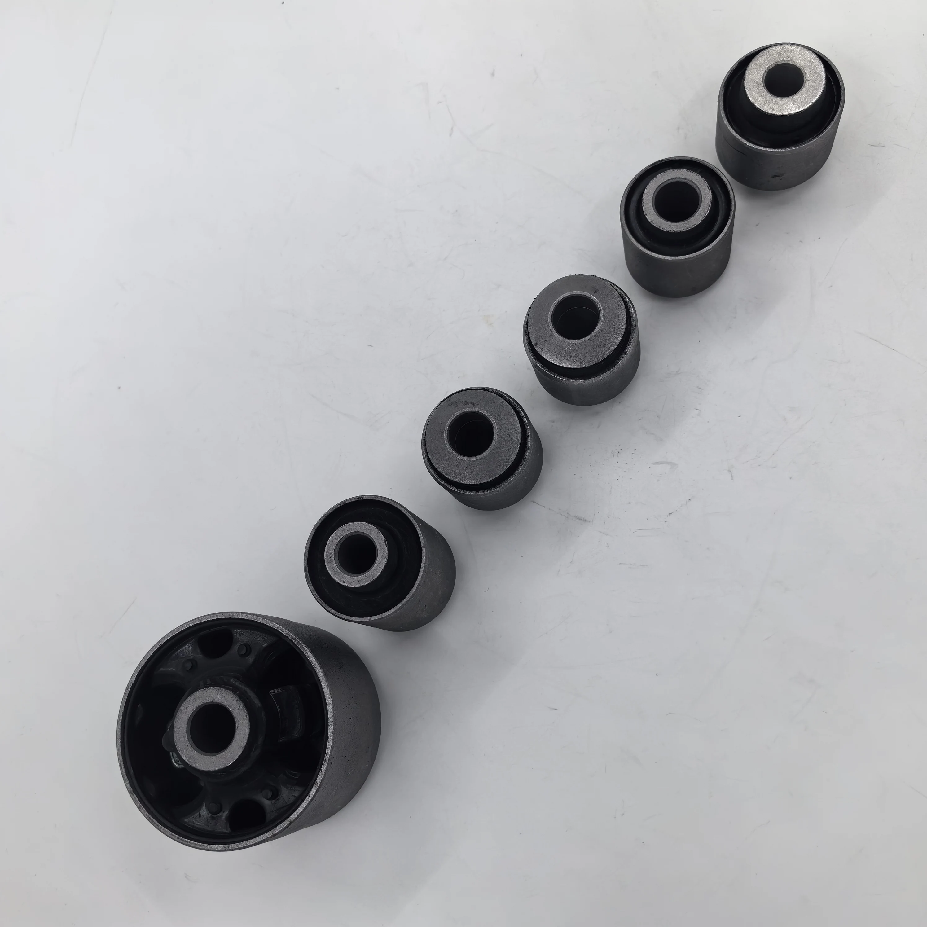 Auto Parts Lower Left Control Arm 84708921 84149391 23350587 84708920 ...