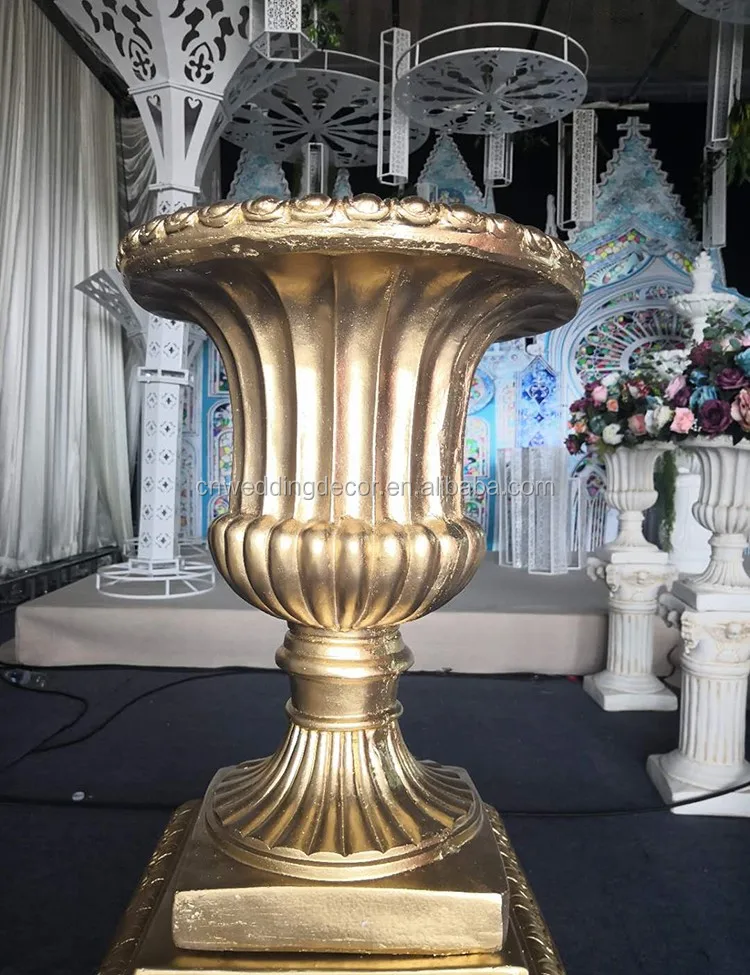 Roman Pillar Plinth Angle Sculpture Plinth for Wedding