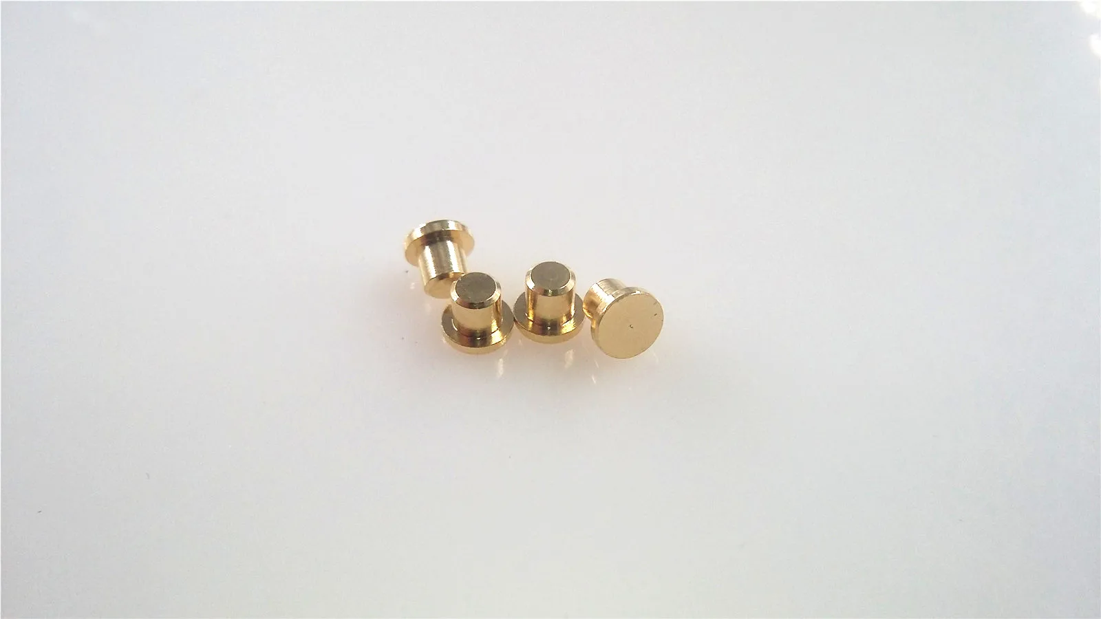 Circular SMD Contact Pad 3.0 mm with 2.0 mm Flange Height – Brass Gold ...