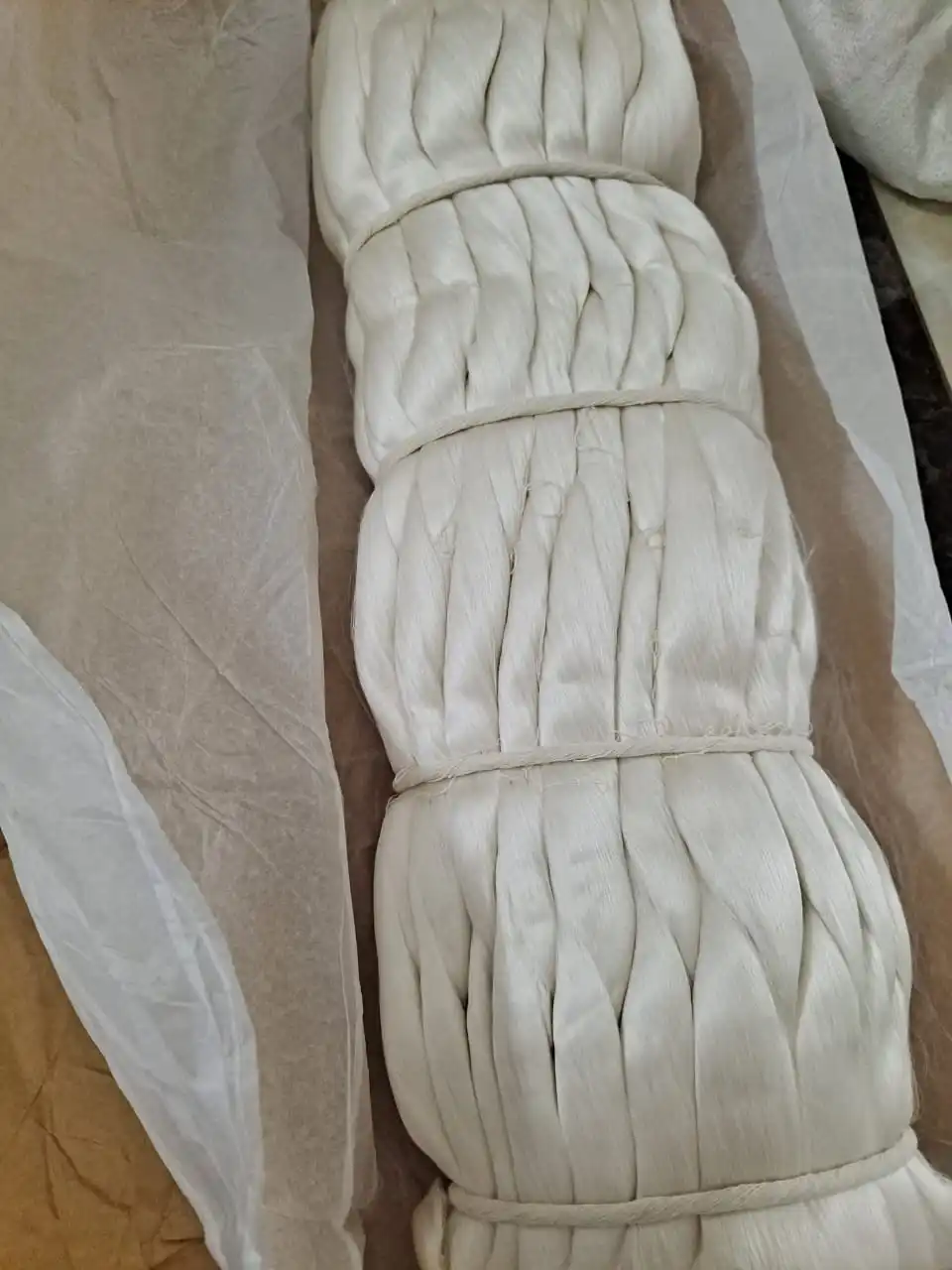 Factory Price Raw Silk Yarn 20 22d Denier 3a/4a/5a Grade Raw Silk Yarn ...