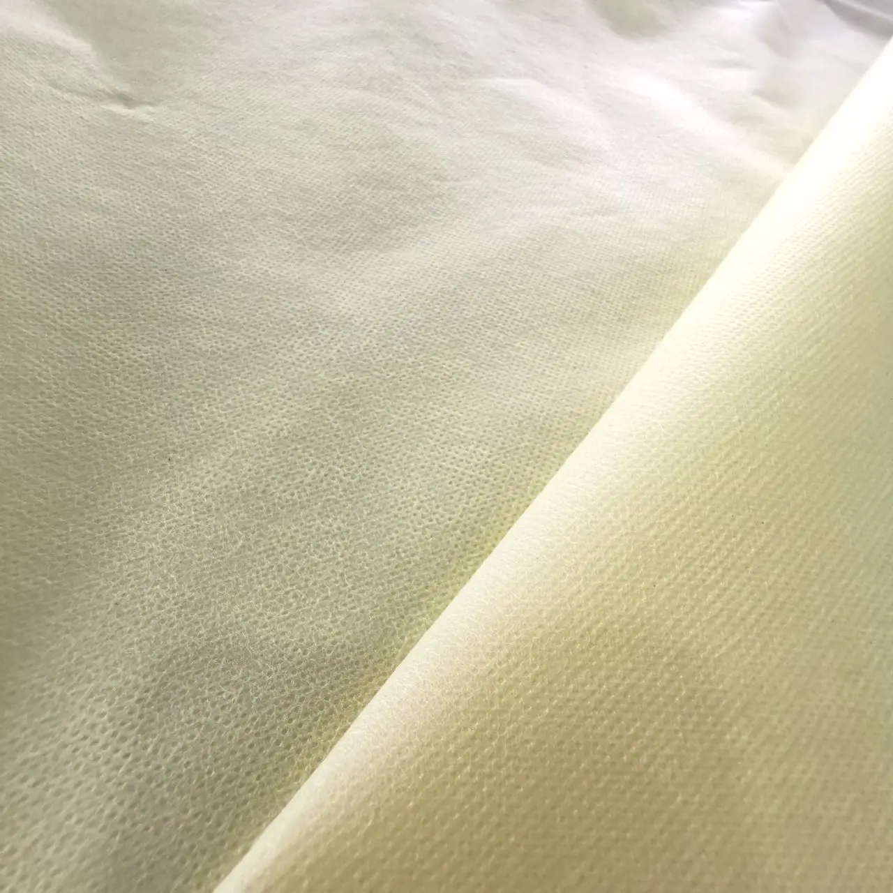 Pp+pe Laminated Pe Film Fabric/ Pp Non-woven Pe Film Fabric For Apron ...