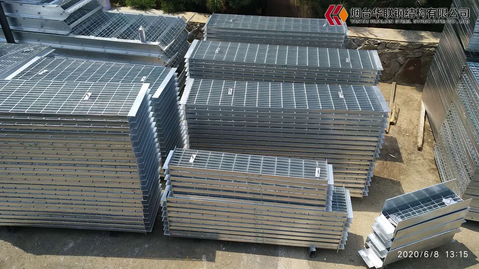Expanded Galvanized Steel Grating with Flange - Durable & Versatile