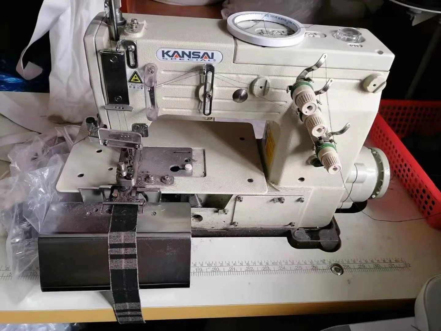 2000C Second-Hand Japanese Kansai Special 2000c Sewing Machine
