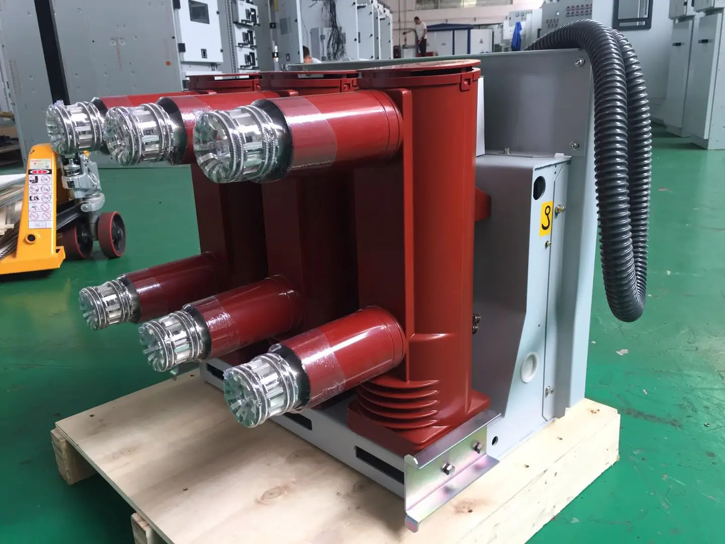 Indoor 10KV-12KV Vacuum Circuit Breaker Switch VCB 2000A