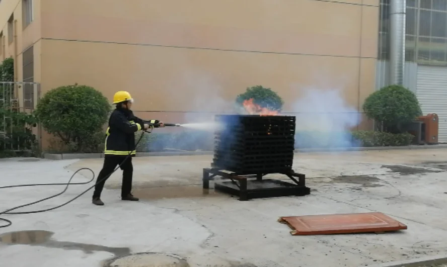 Fire Fighting Water Mist & Jet Stream Lance - 18m Spray Distance