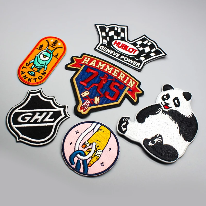 Custom Made Machine Badge Embroidery Patches for Garments