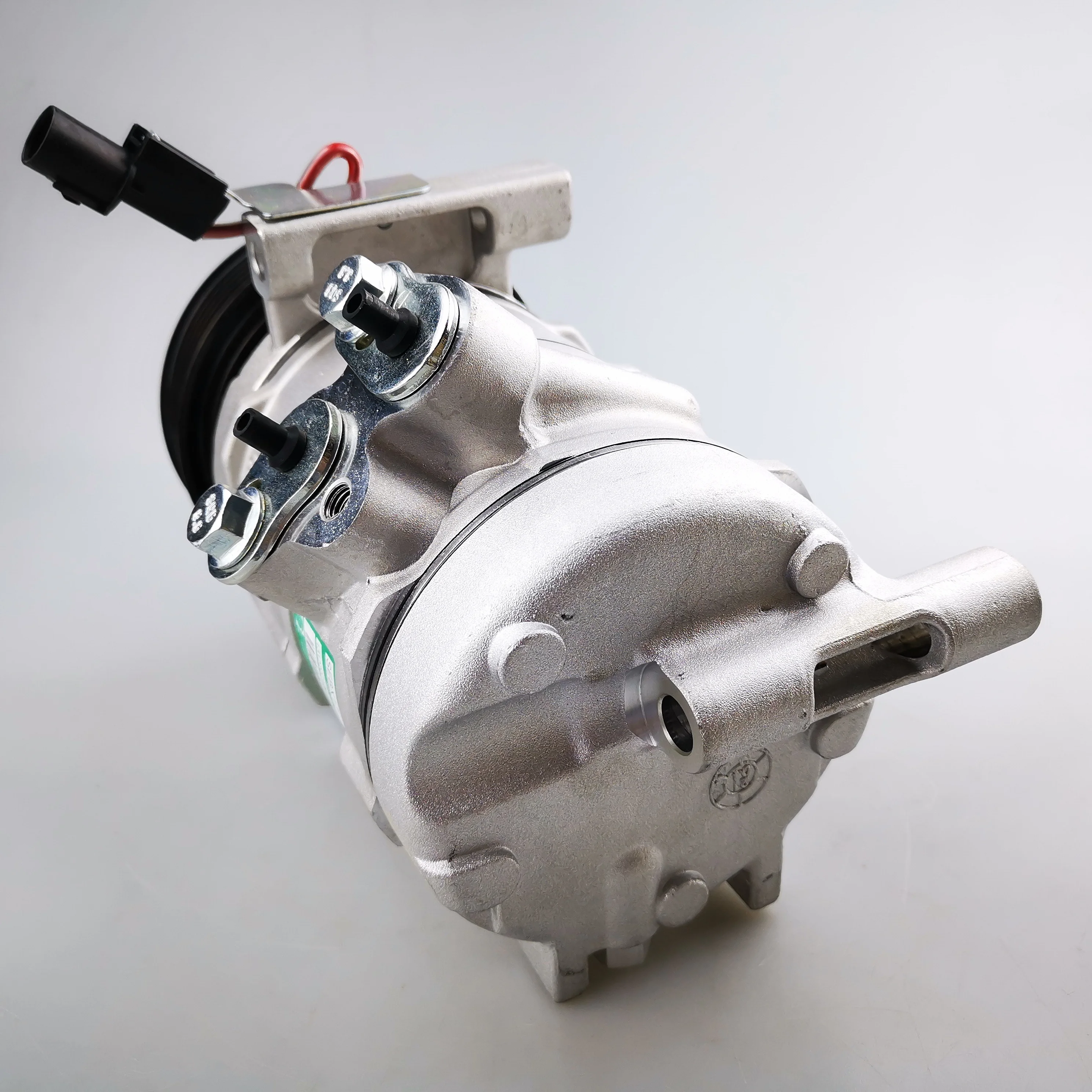 SAIC MAXUS G10 2.0T AC Compressor C00018804 - 3 Month Warranty