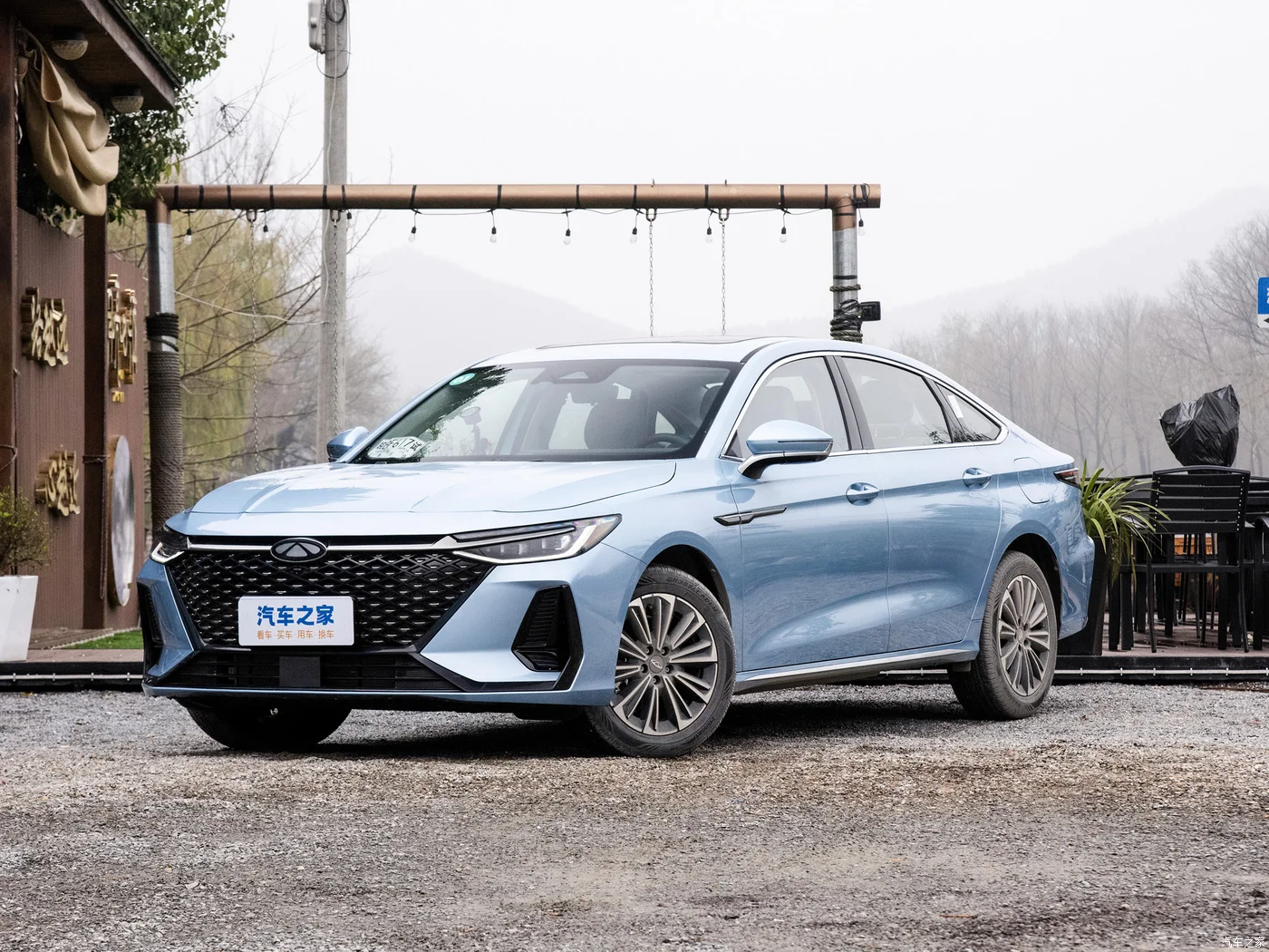 Chery Plug-in Hybrid 1.5t 156bhp L4 Fengyun A8 1dht China New Energy Vehicle - Buy Fengyun ...