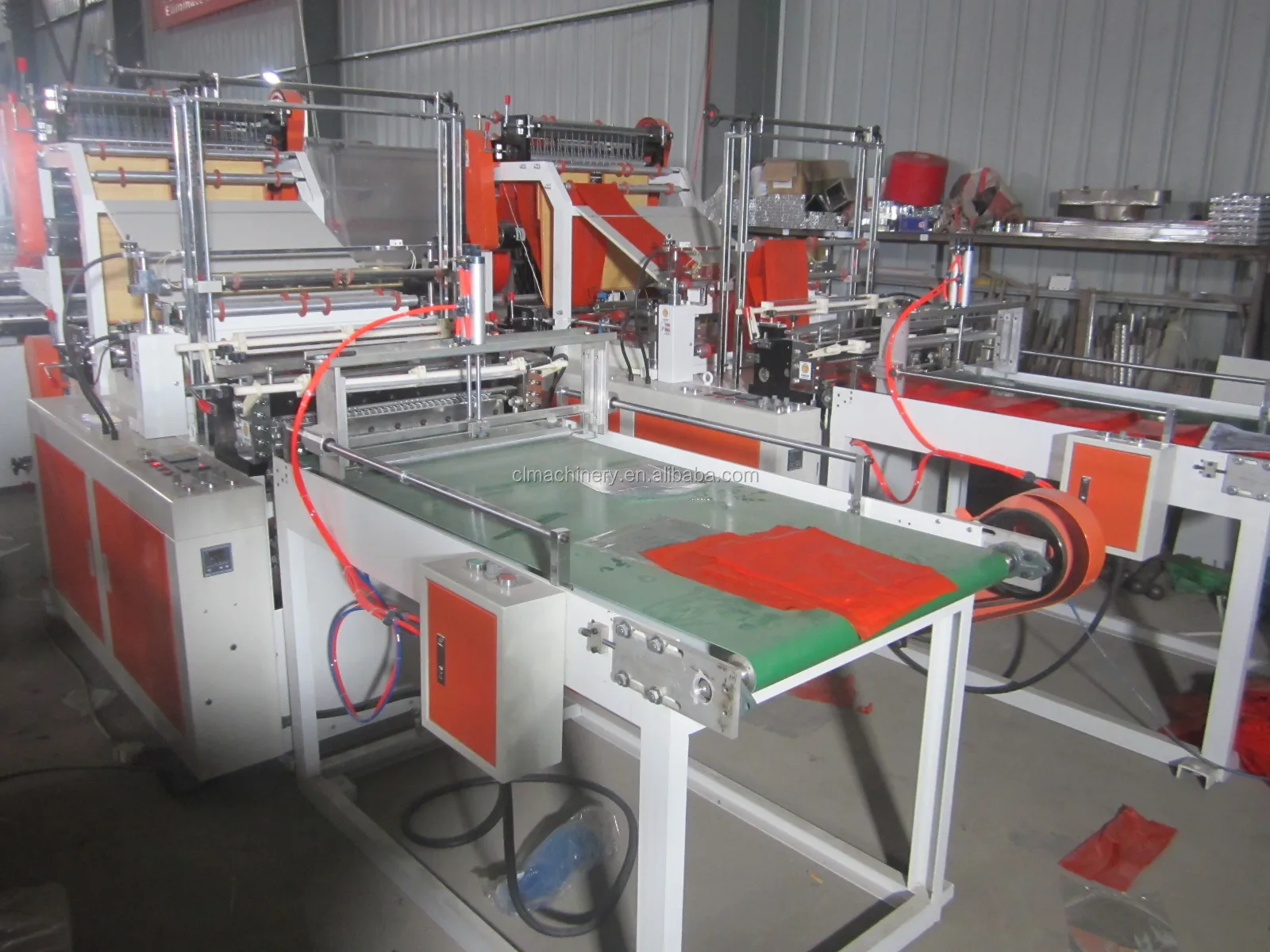 High-capacity Plastic Bag Cutting Machine with Auto Conveyor