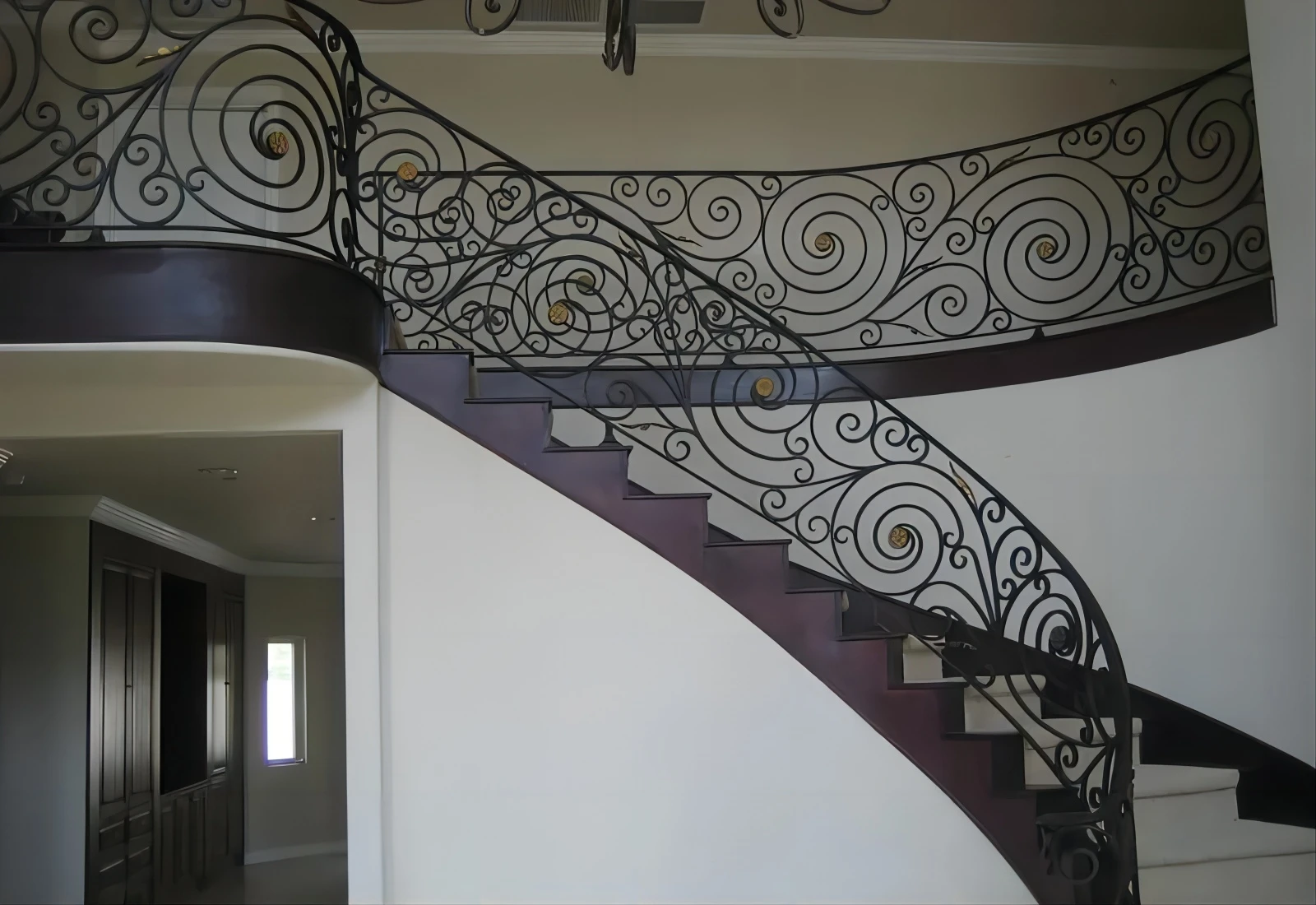 Luxury Indoor Royal Iron Staircase Handrail - Durable & Stylish