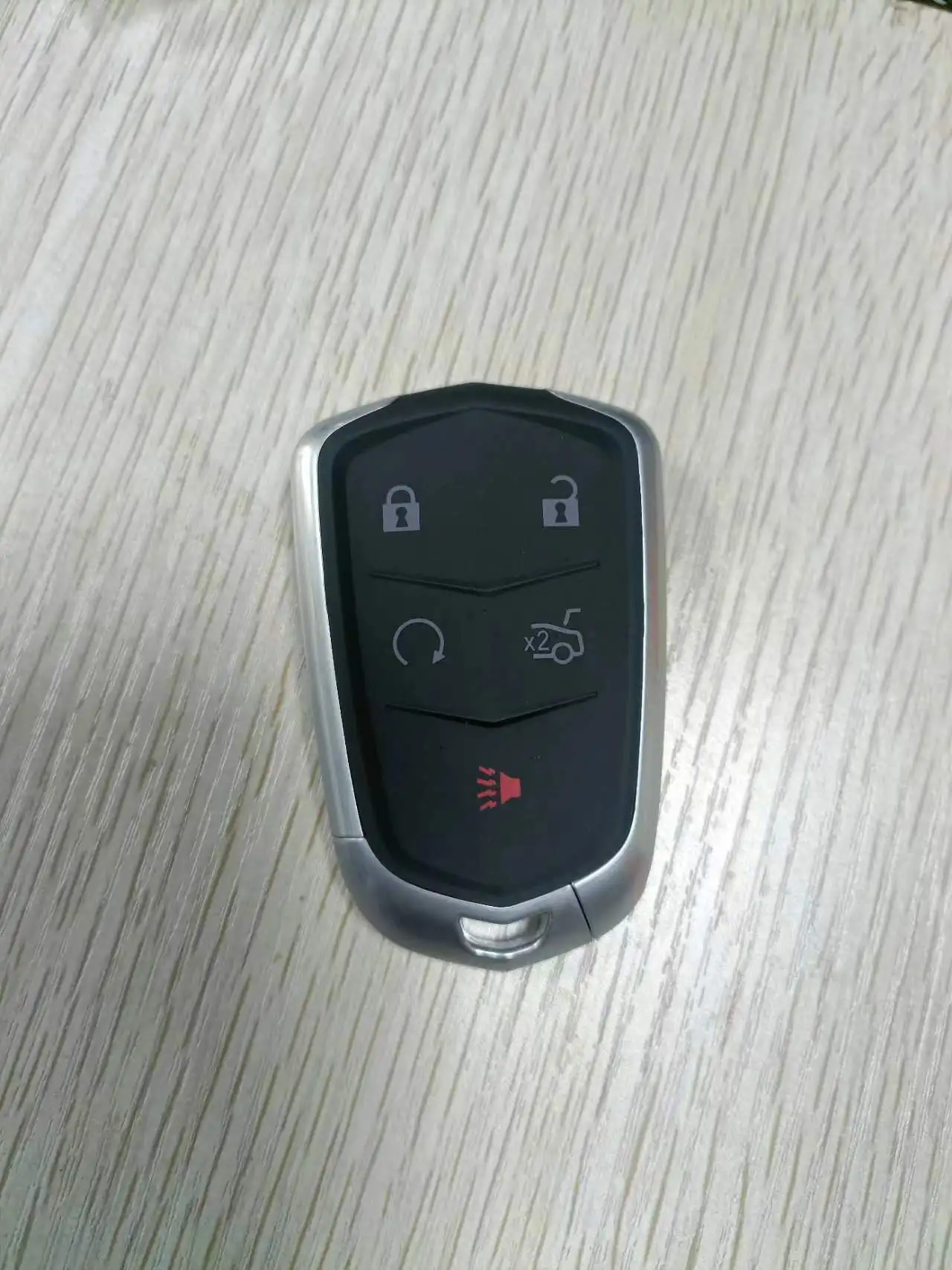 Car Logo Key Chain Accessories Amazing Stash Key Chain Safe Compartment ...