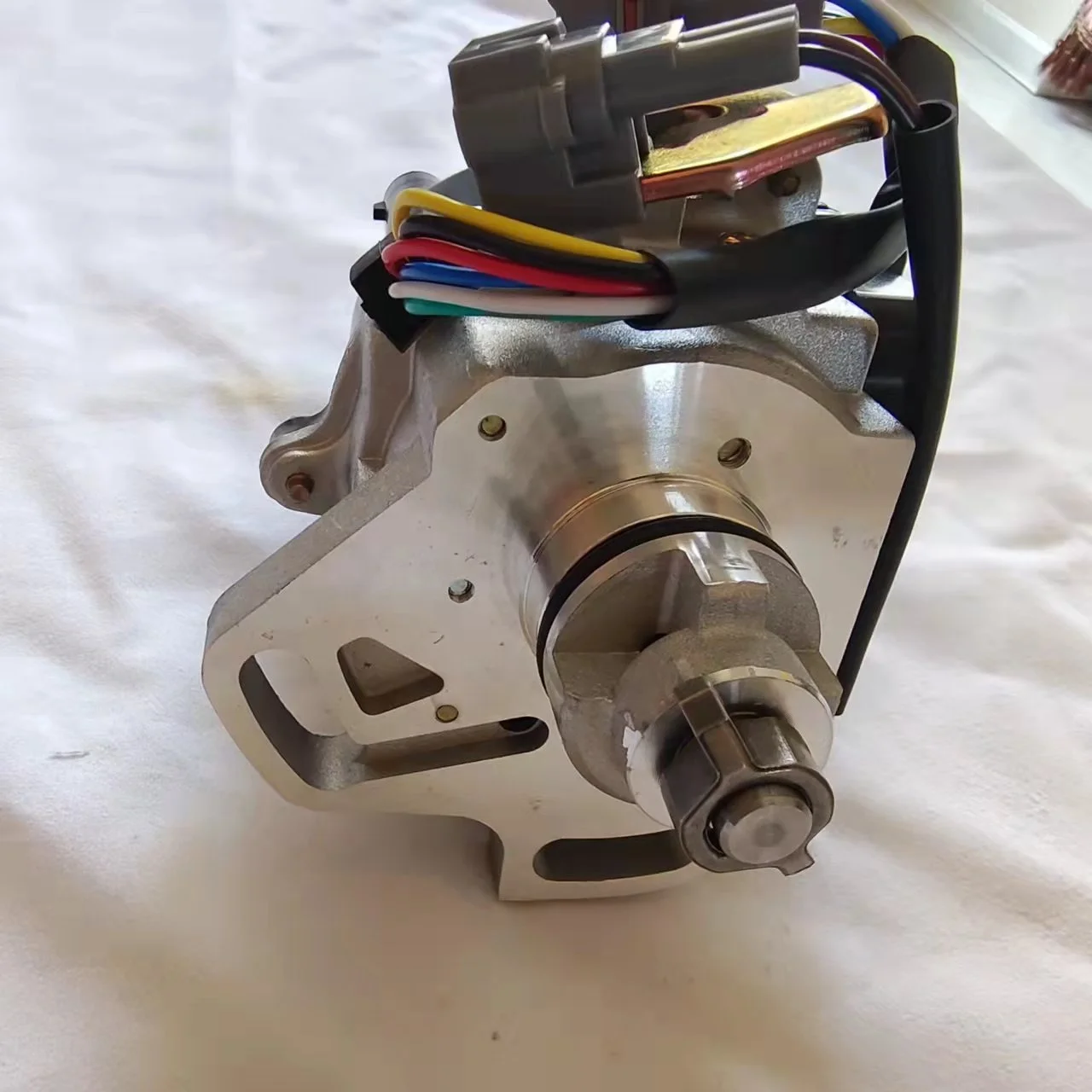 Ignition Distributor for Toyota 3y Engine - ZUYIKO 19030-73010