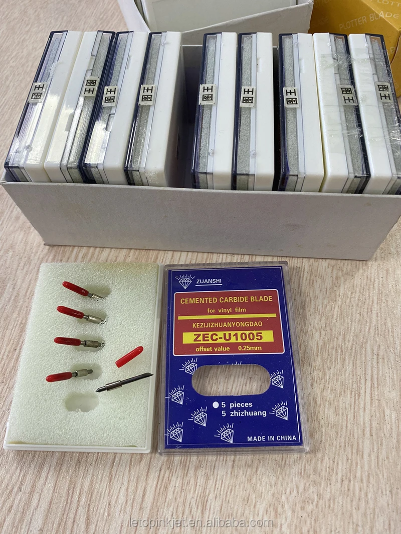 Big Graphtec Vinyl Plotter - Precision Cutting Solutions