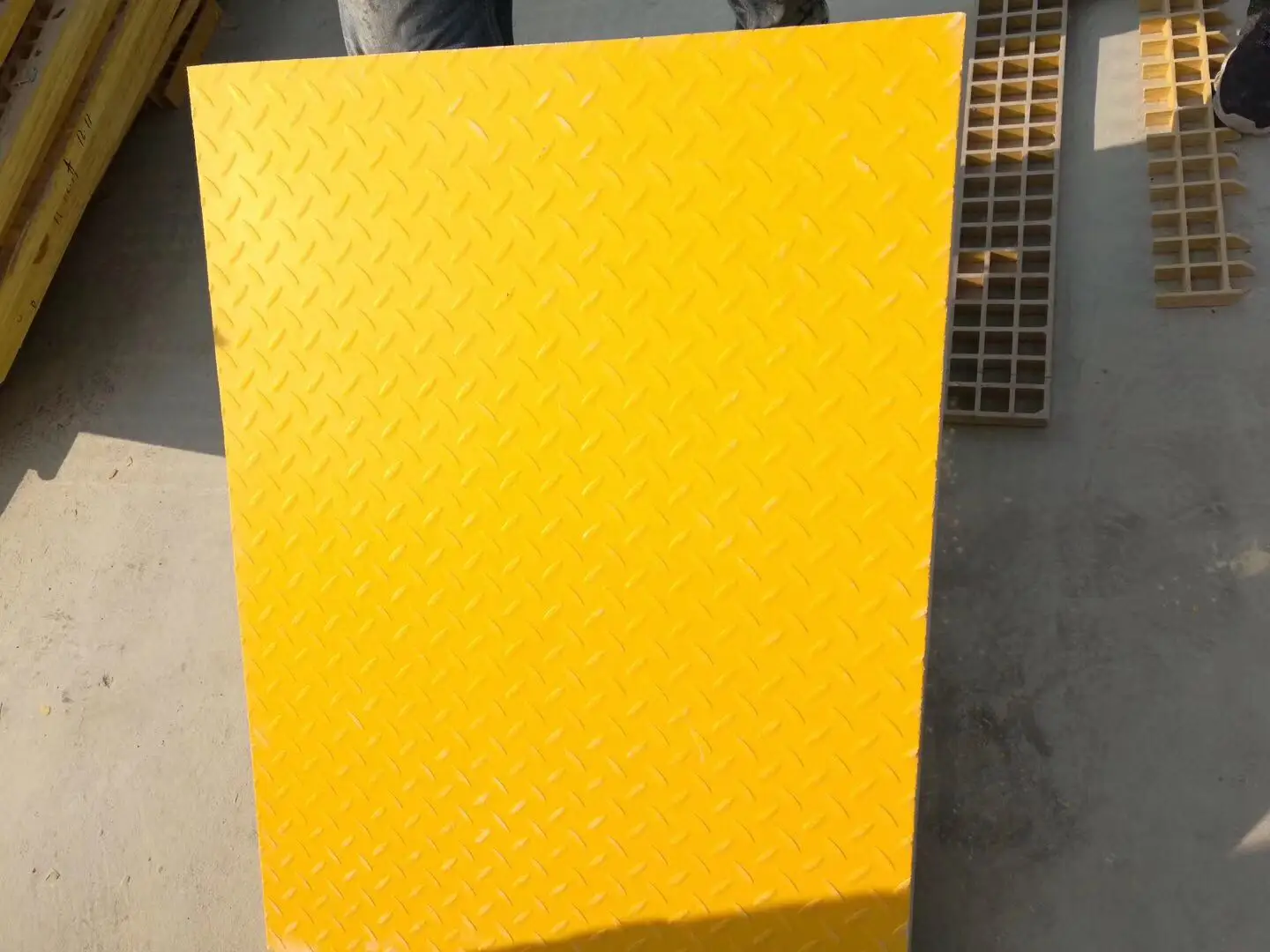 High Strength Composite Fiberglass Frp Decking Solid Frp Grating For ...